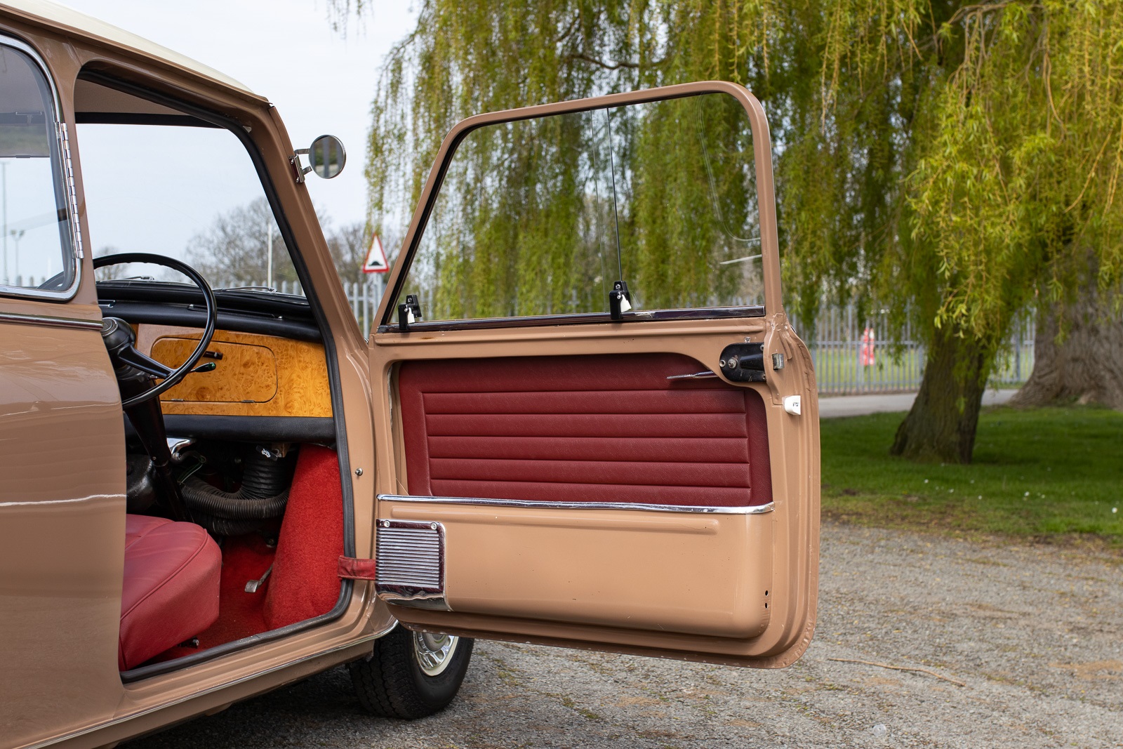 Lot 60 - 1966 Riley Elf