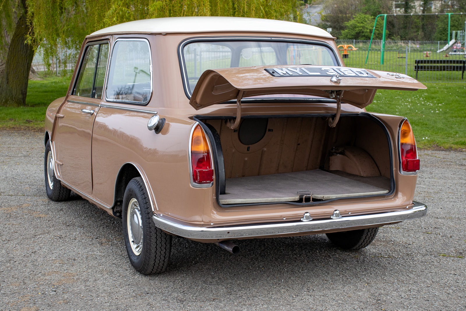 Lot 60 - 1966 Riley Elf