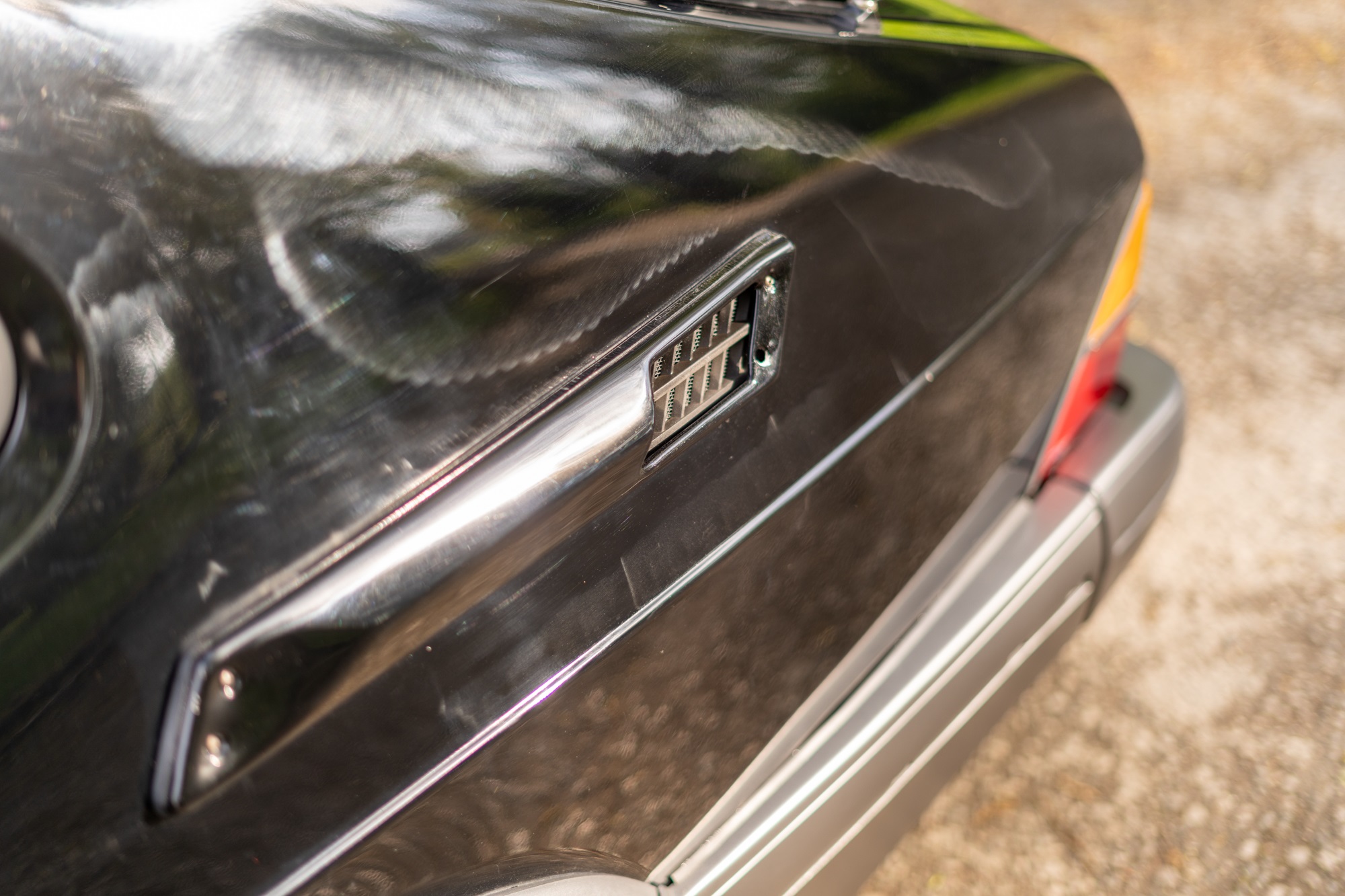 Lot 77 - 1991 Saab Turbo 900 T16S Aero