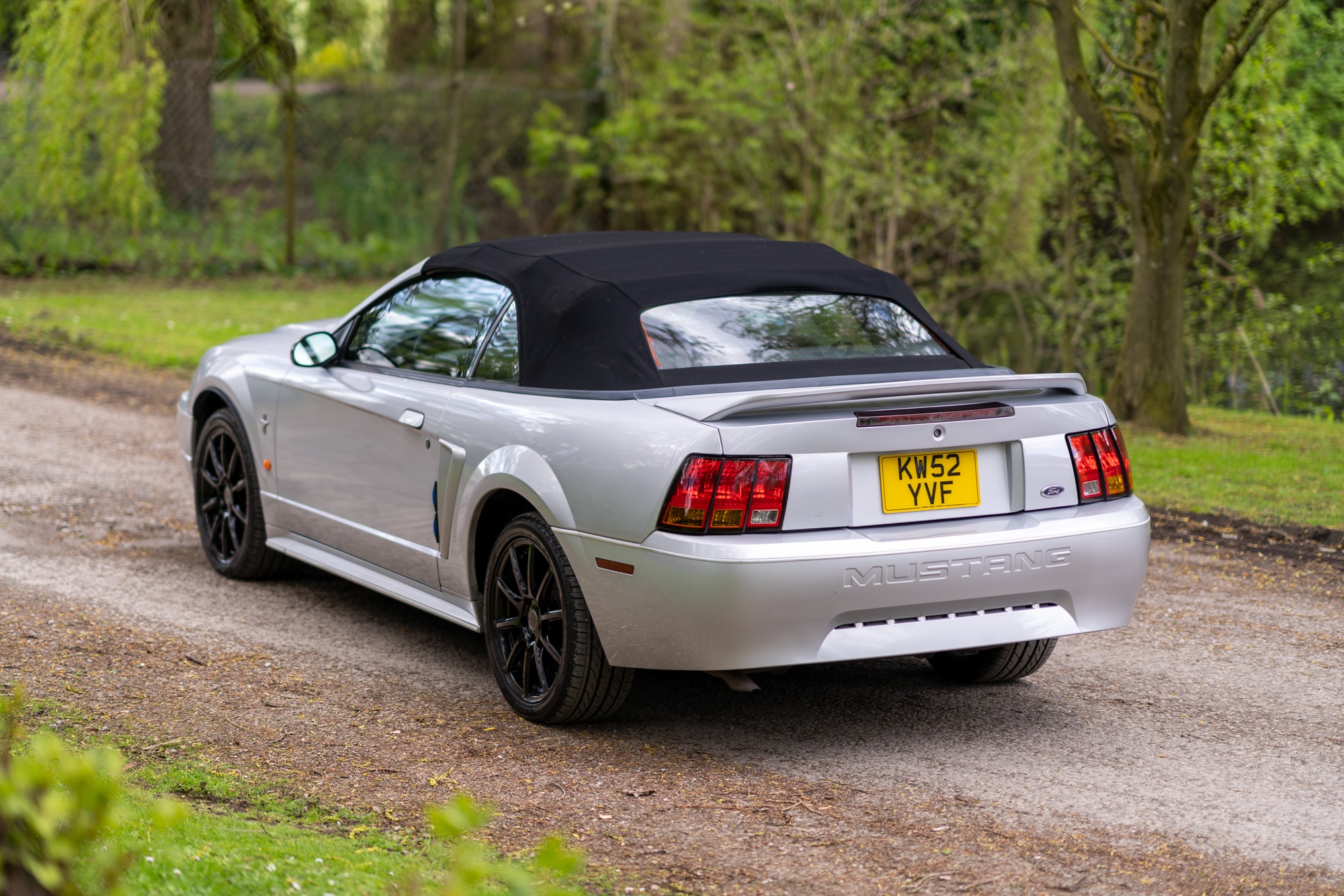 Lot 72 - 2002 Ford Mustang SN95 New Edge