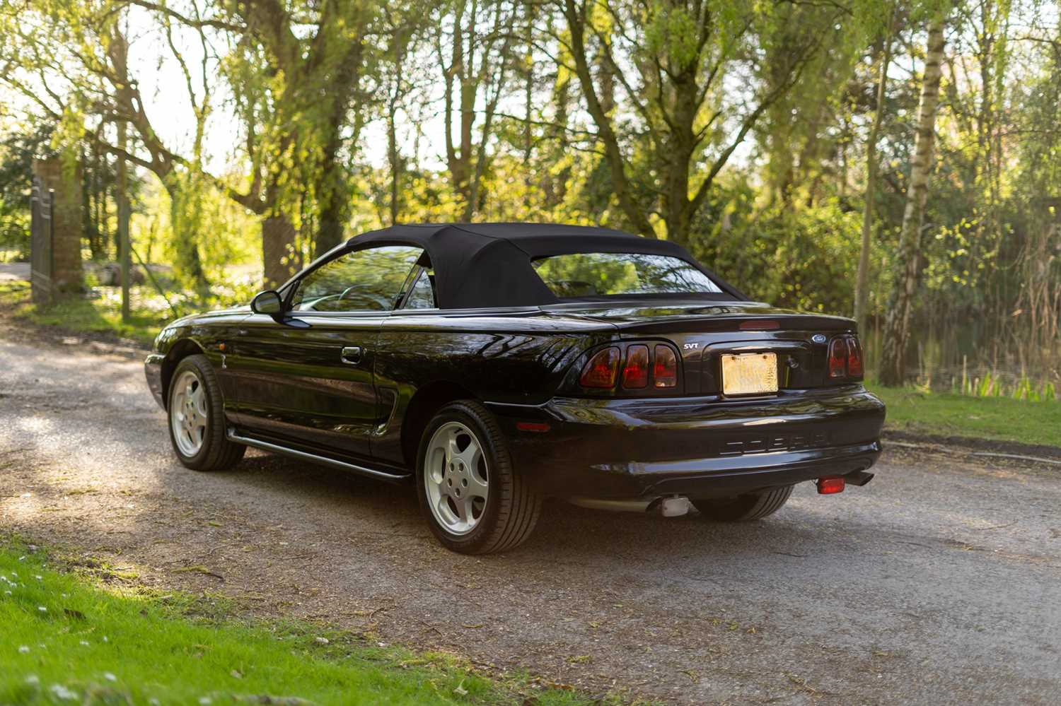 Lot 73 - 1997 Ford Mustang SN95 SVT Cobra Convertible