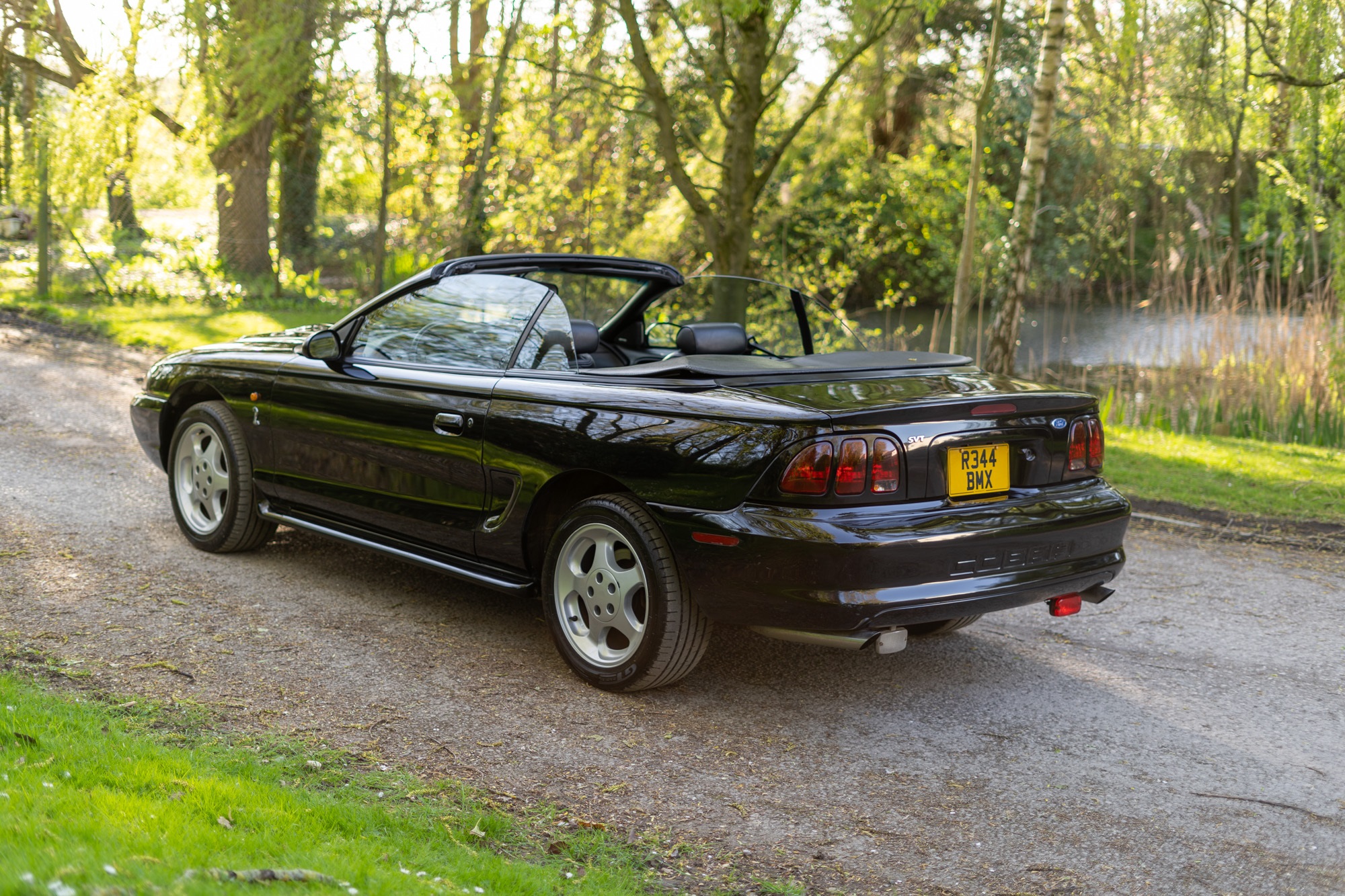 Lot 73 - 1997 Ford Mustang SN95 SVT Cobra Convertible