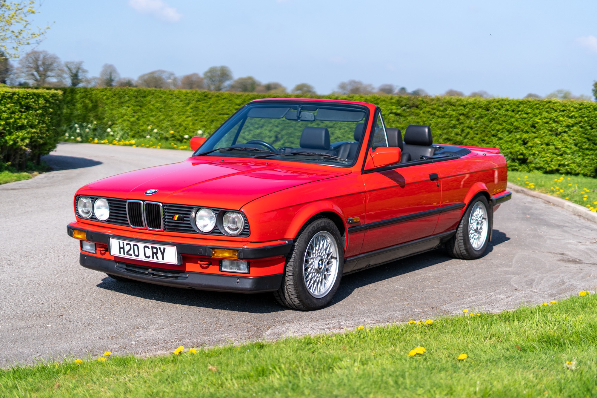 Lot 109 - 1990 BMW 325i Cabriolet