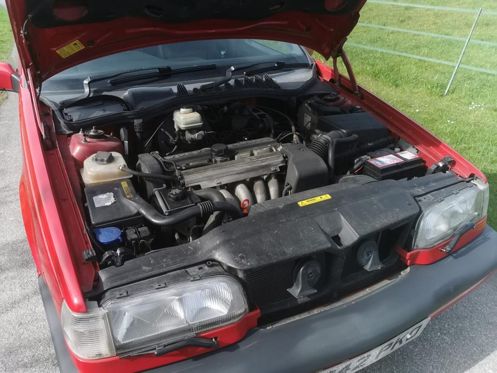 Lot 30 - 1995 Volvo 850 GLT Estate
