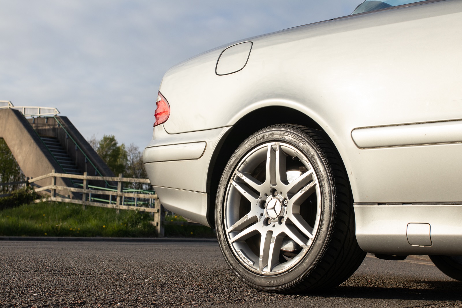 Lot 51 - 1999 Mercedes-Benz CLK 430 Avantgarde
