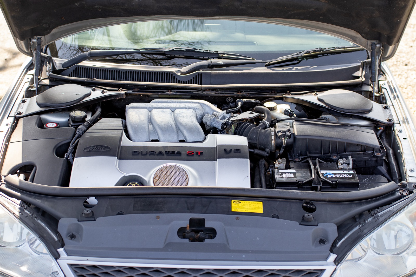 Lot 47 - 2003 Ford Mondeo ST220