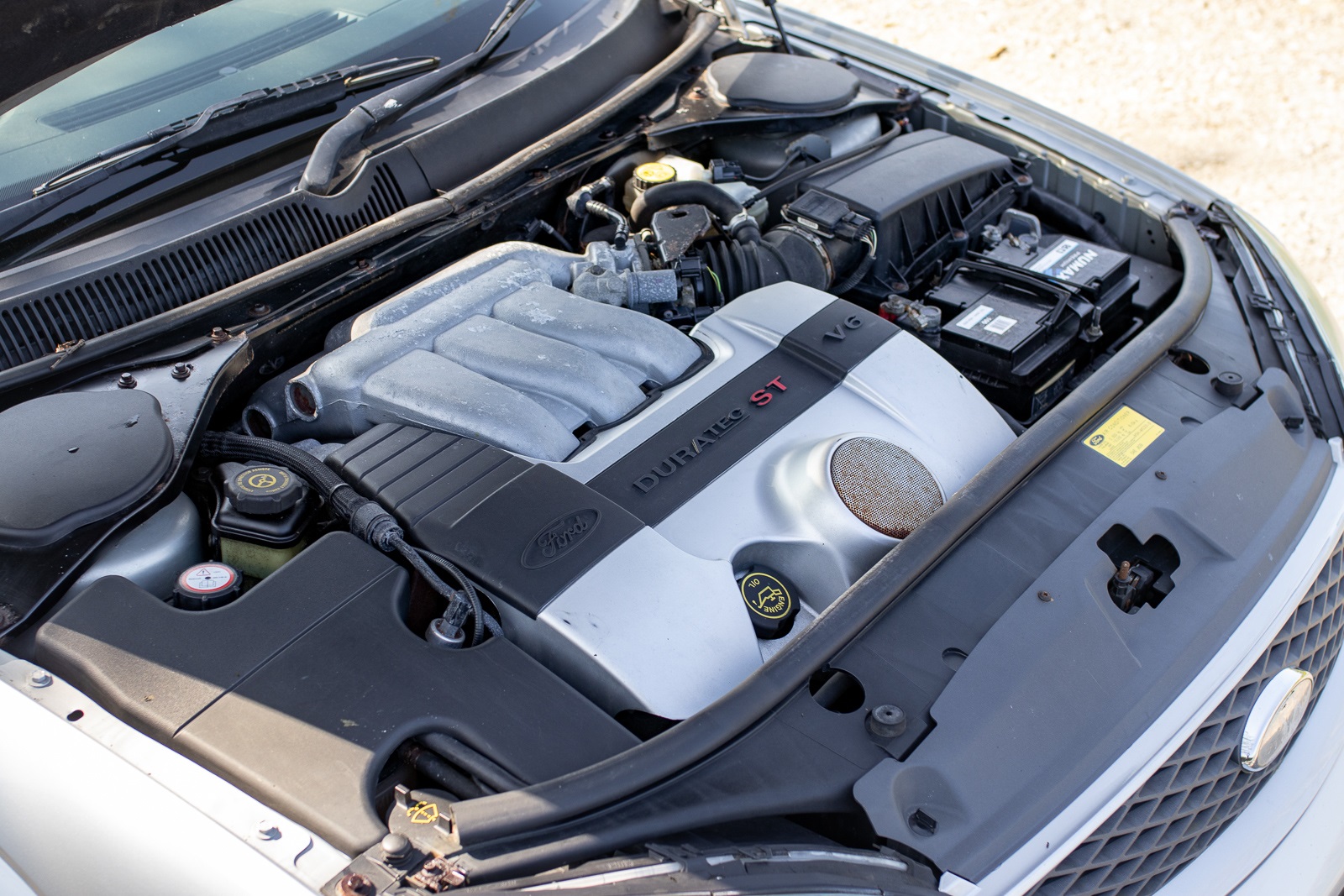 Lot 47 - 2003 Ford Mondeo ST220