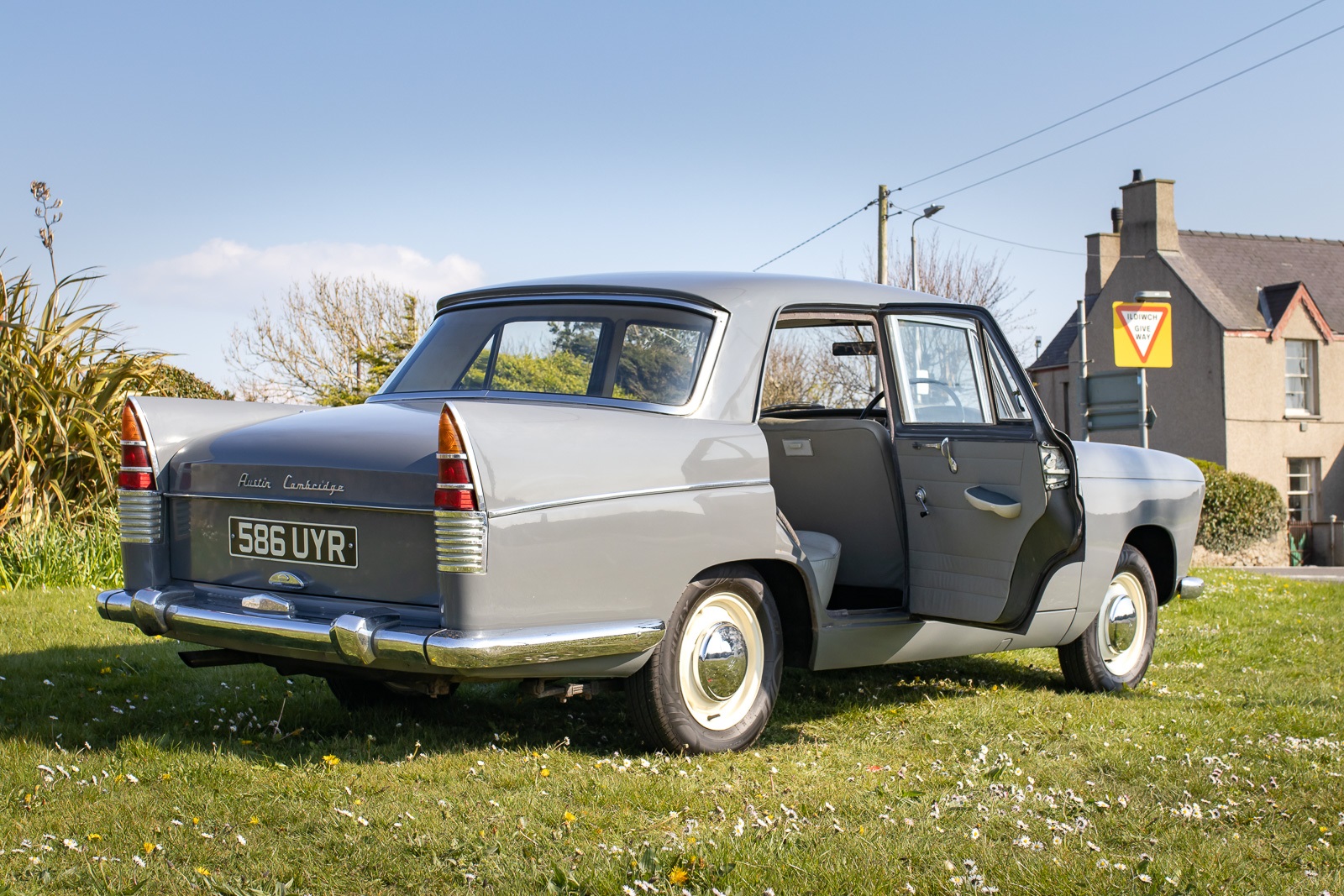 Lot 54 - 1961 Austin Cambridge MKII