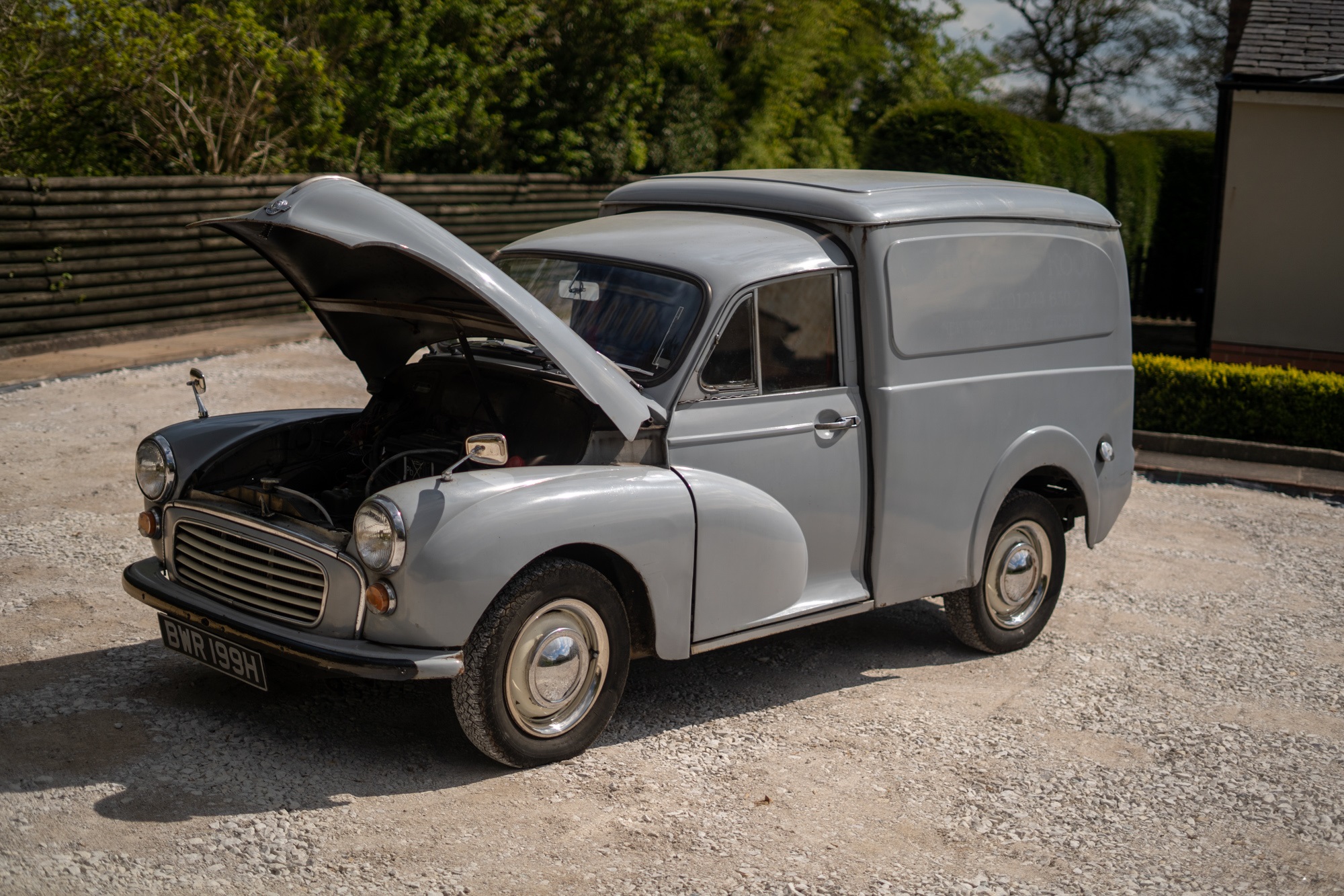 Lot 89 - 1969 Morris 6 CWT Van