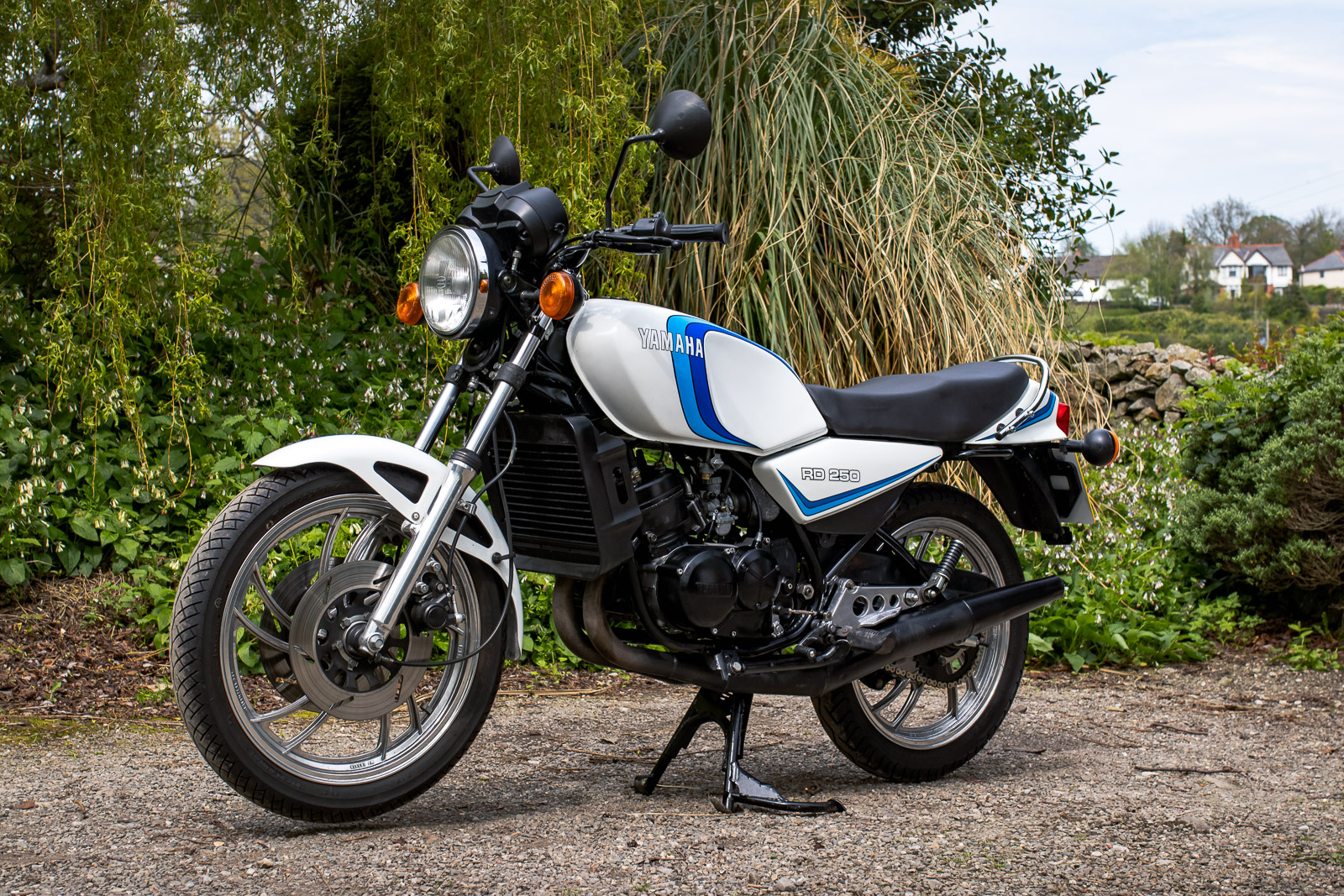 Lot 33 - 1980 Yamaha RD250LC