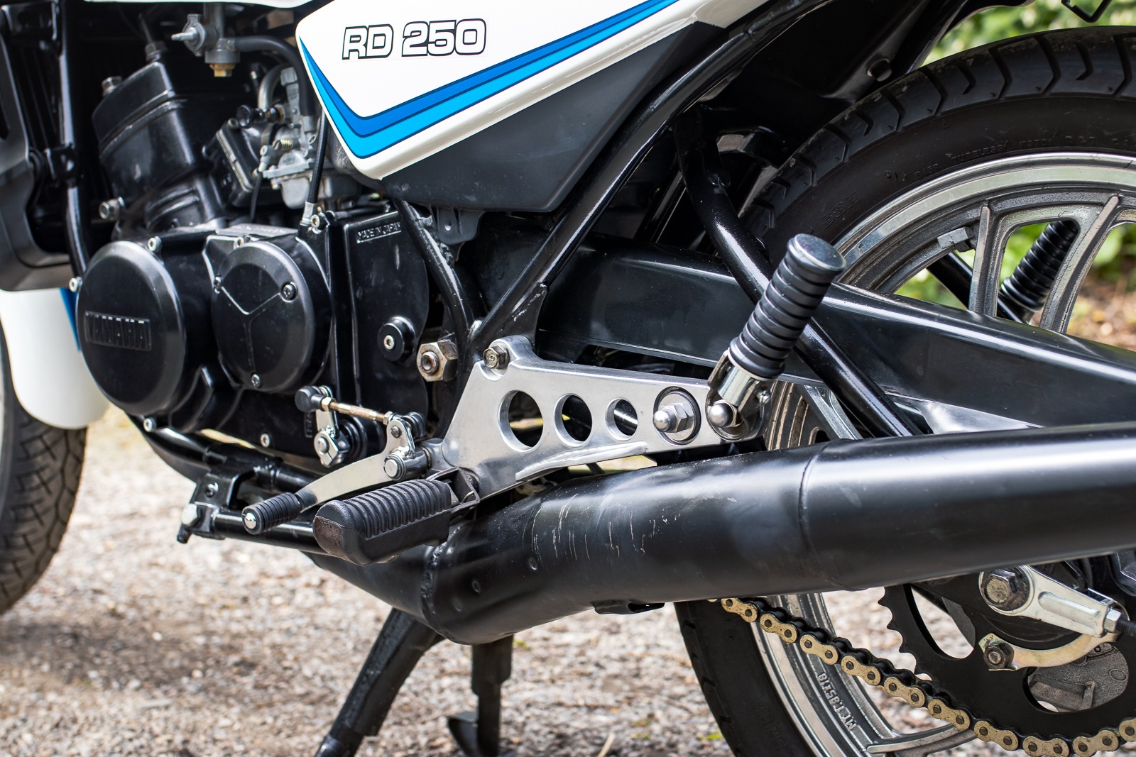 Lot 33 - 1980 Yamaha RD250LC