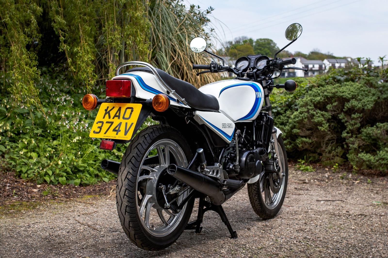 Lot 33 - 1980 Yamaha RD250LC