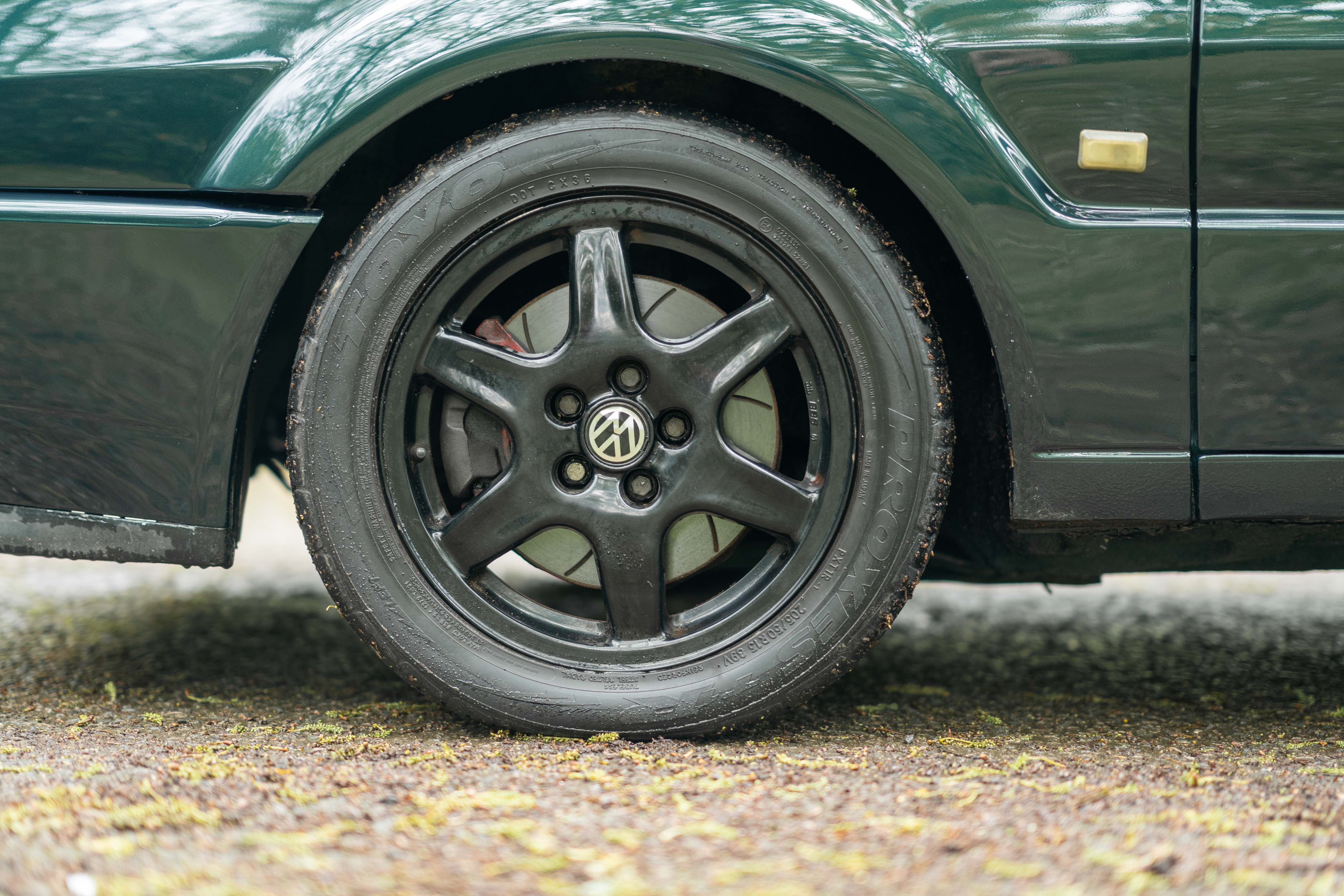 Lot 122 - 1995 Volkswagen Corrado VR6 Storm