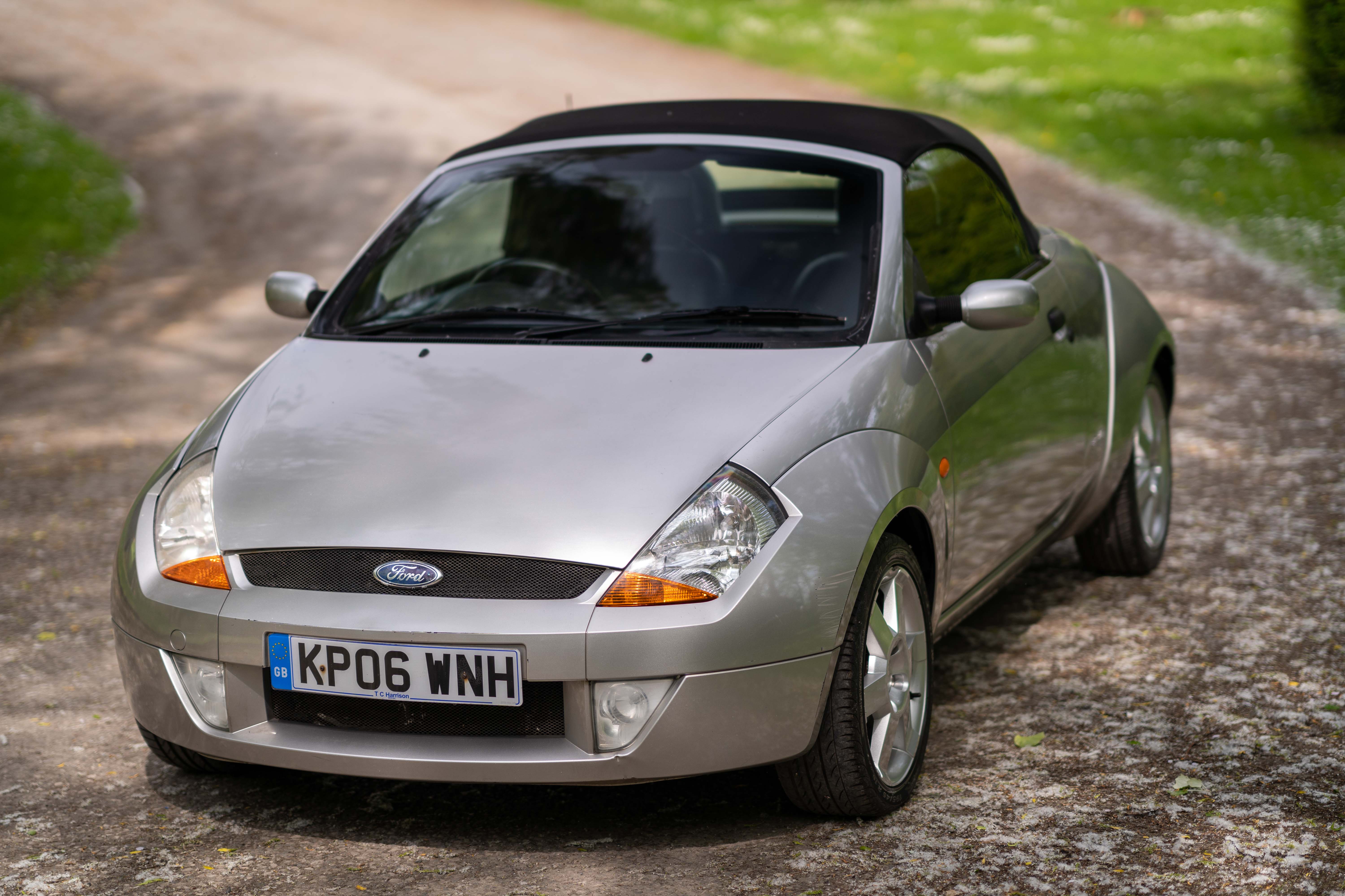 Lot 48 - 2006 Ford StreetKa Winter Edition