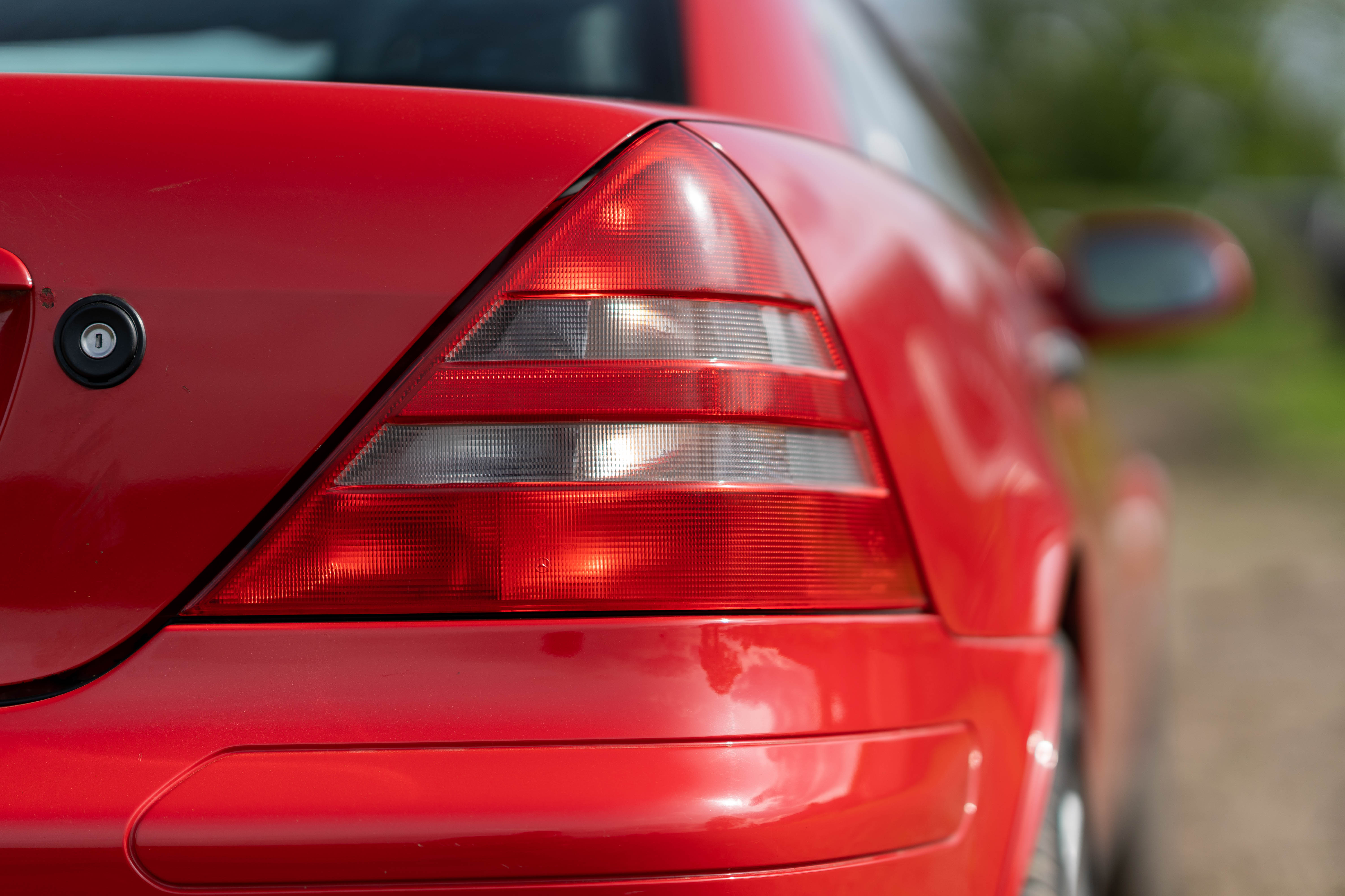 Lot 50 - 1999 Mercedes-Benz SLK 230 Kompressor