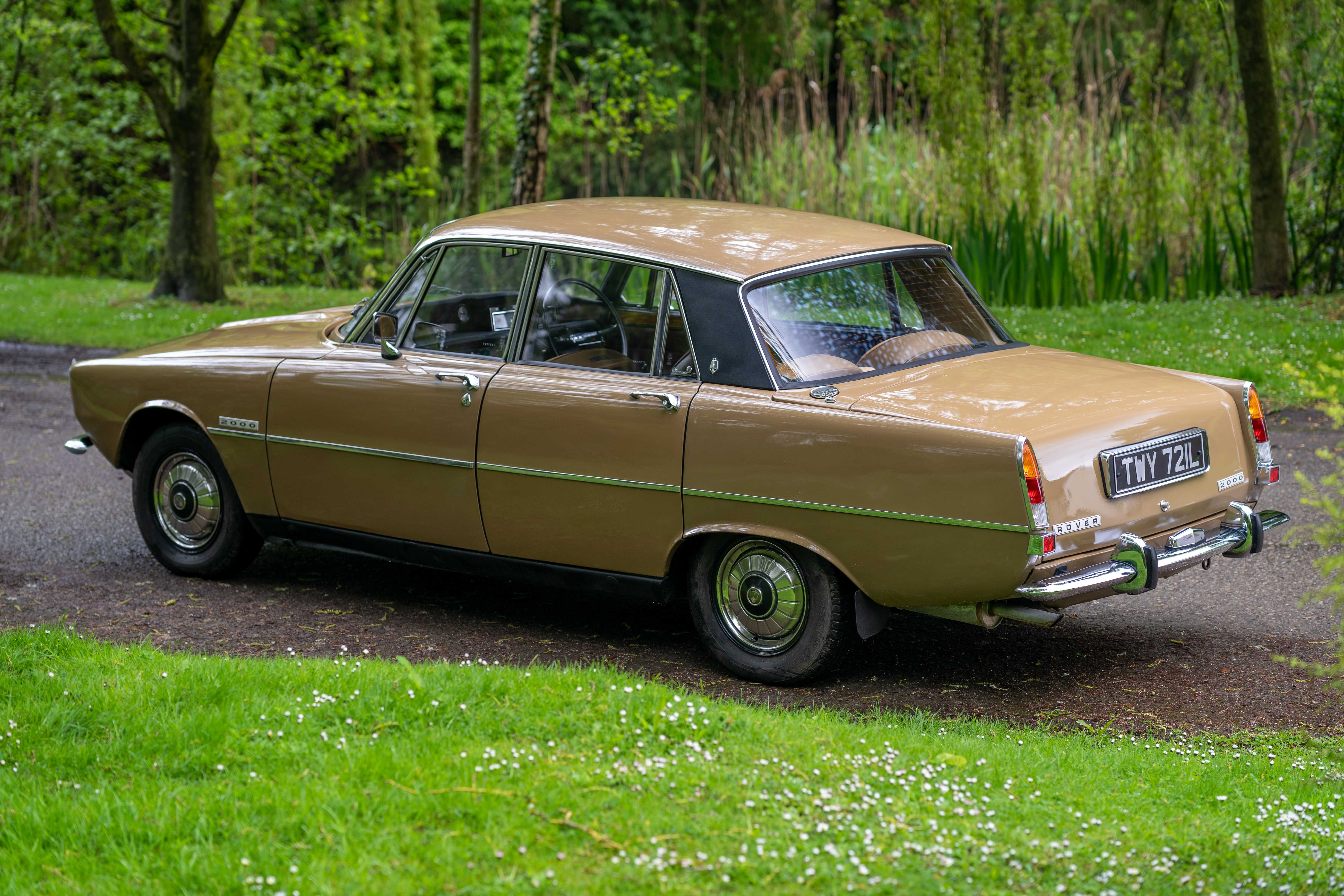 Lot 64 - 1972 Rover 2000