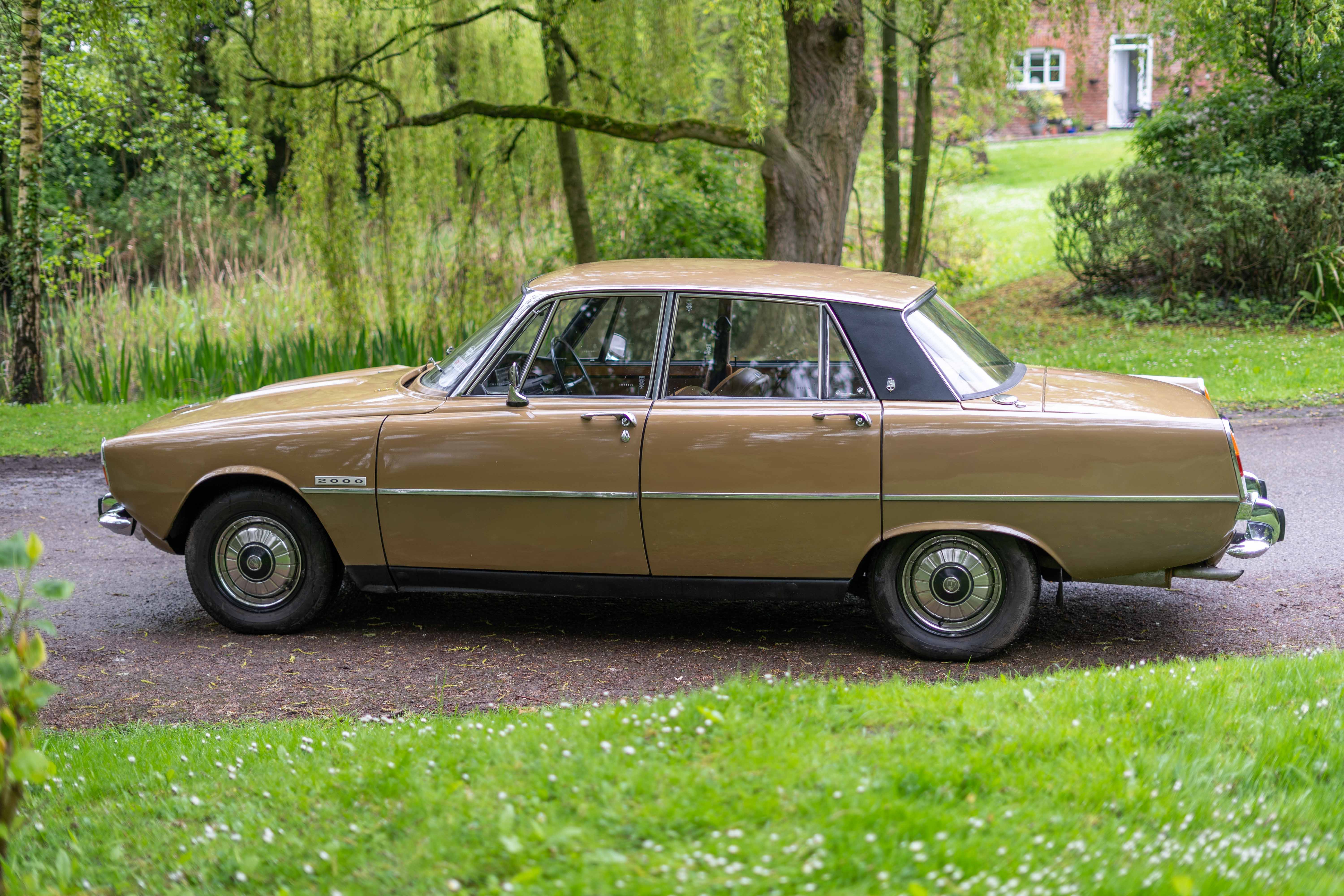 Lot 64 - 1972 Rover 2000