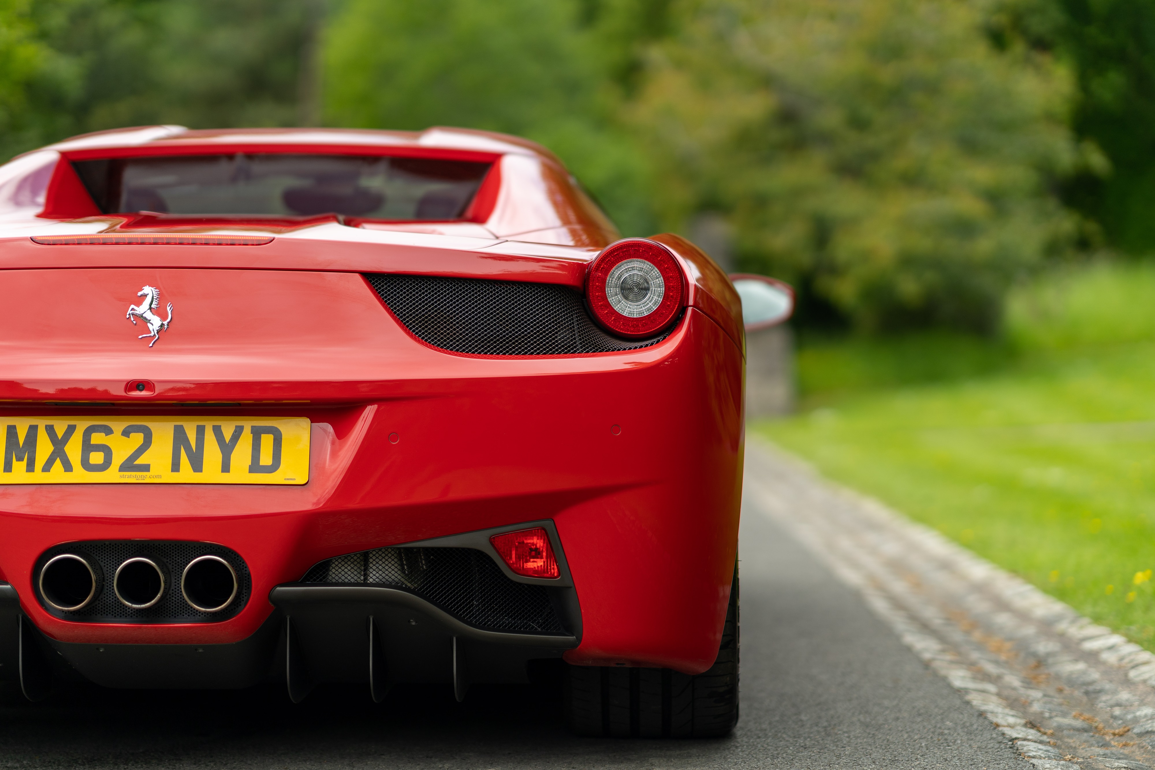 Lot 122 - 2012 Ferrari 458 Spider