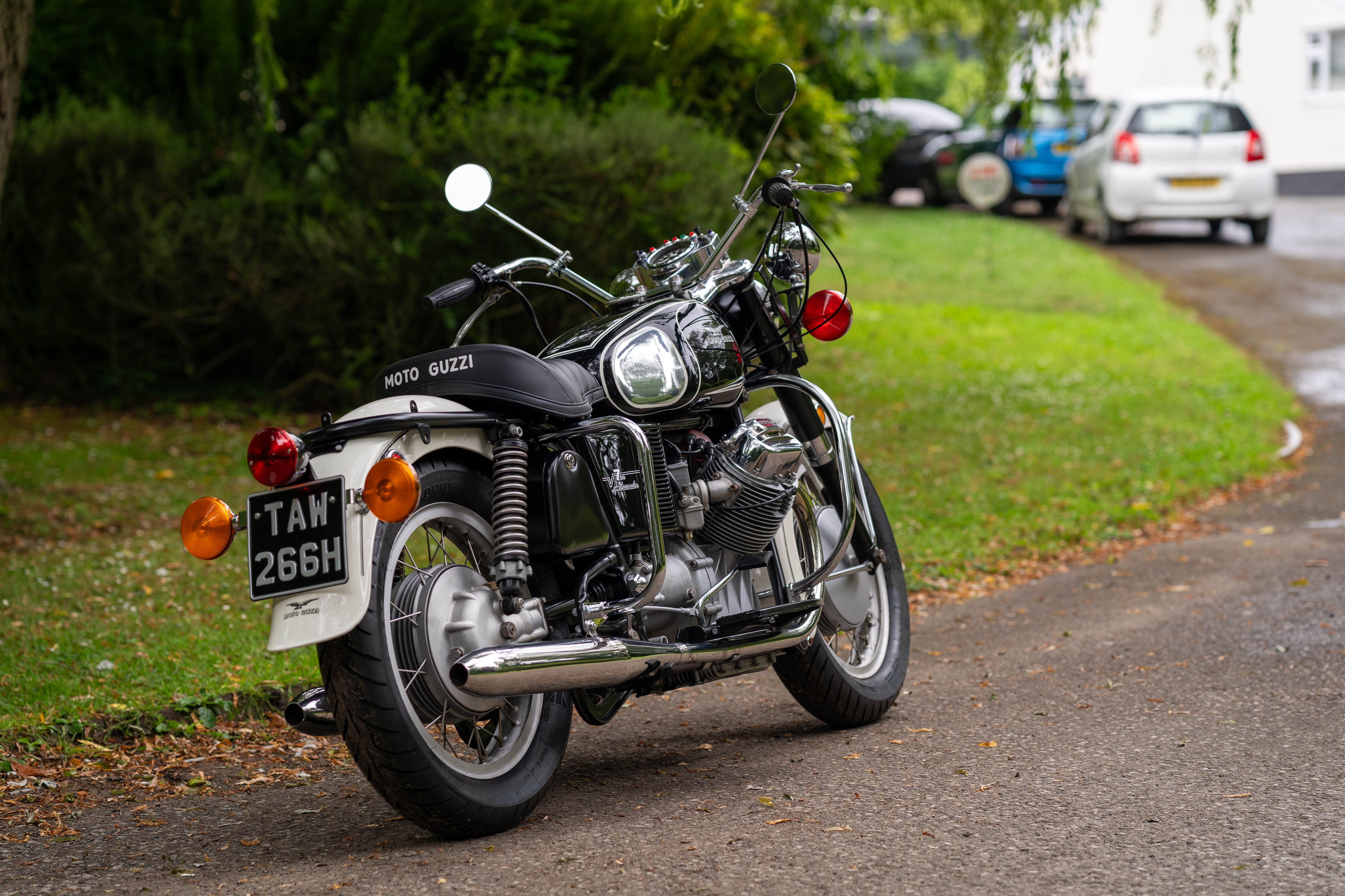 Lot 26 - 1970 Moto Guzzi V750 Ambassador Police