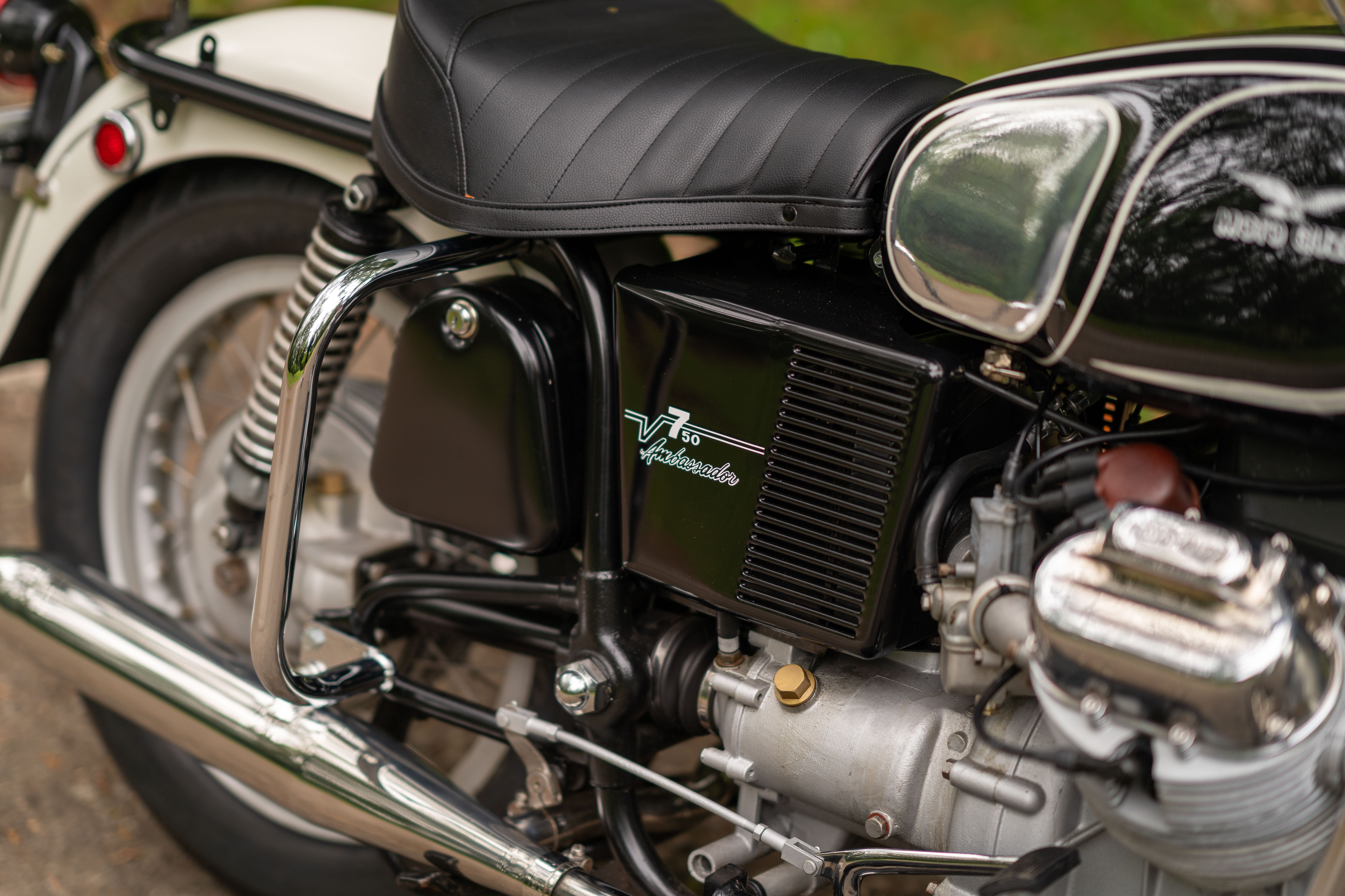 Lot 26 - 1970 Moto Guzzi V750 Ambassador Police