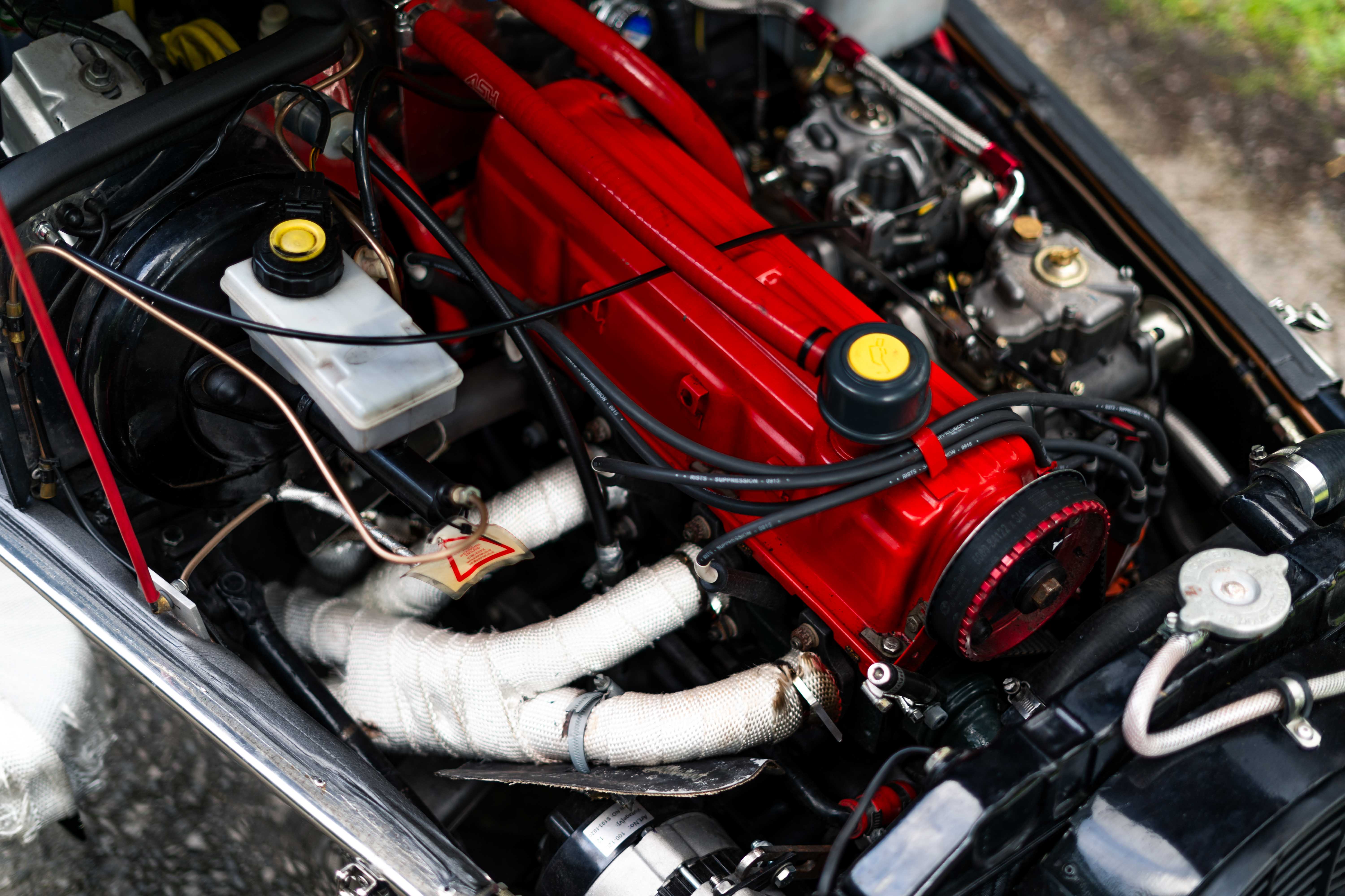 Lot 130 - 2003 Robin Hood 2B