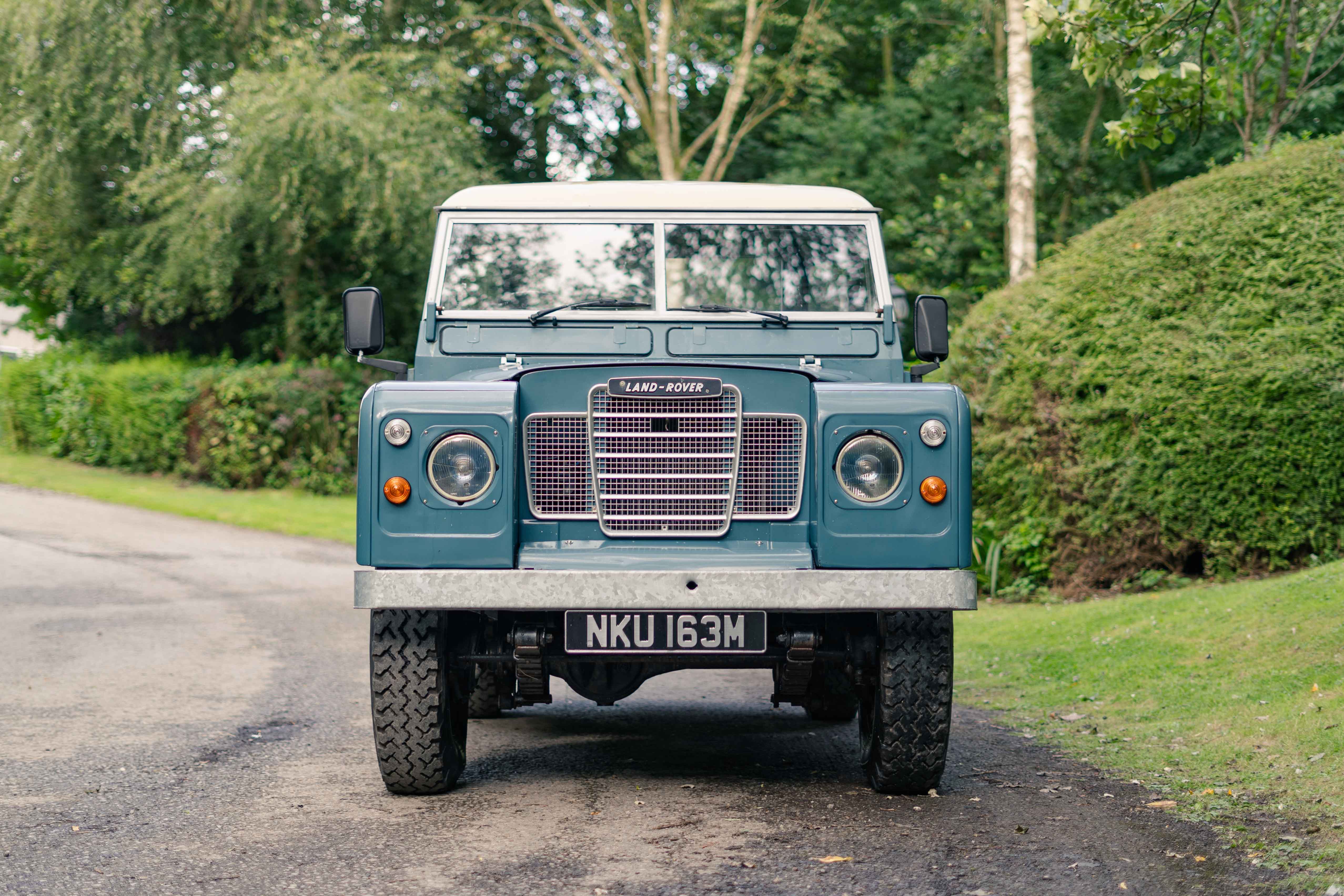 Lot 67 - 1973 Land Rover Series III Pickup