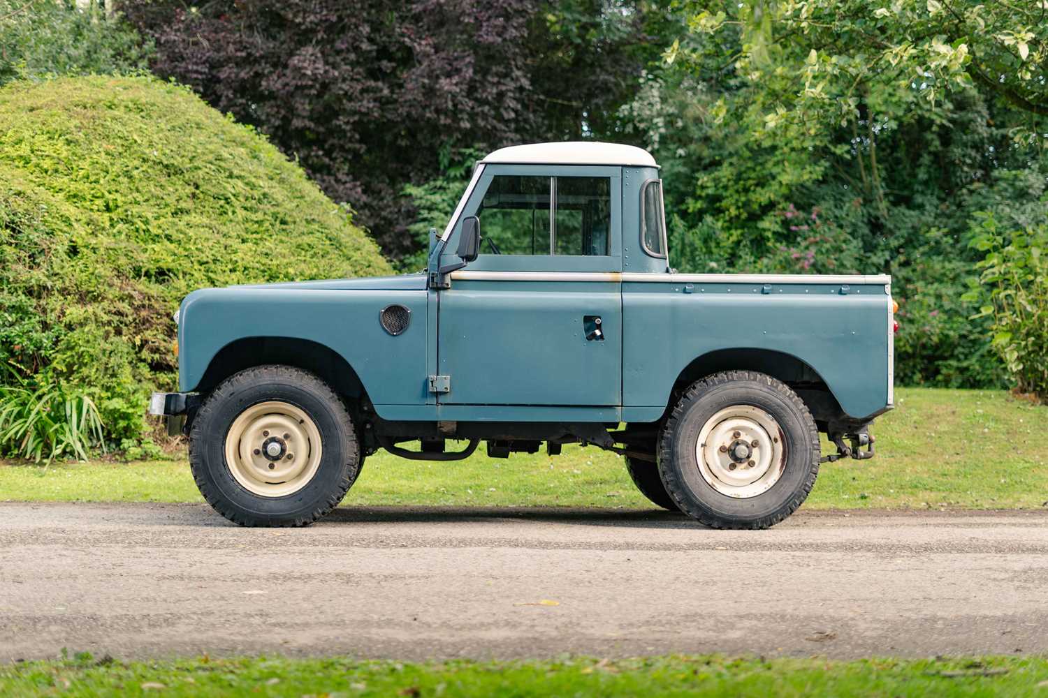 Lot 67 - 1973 Land Rover Series III Pickup