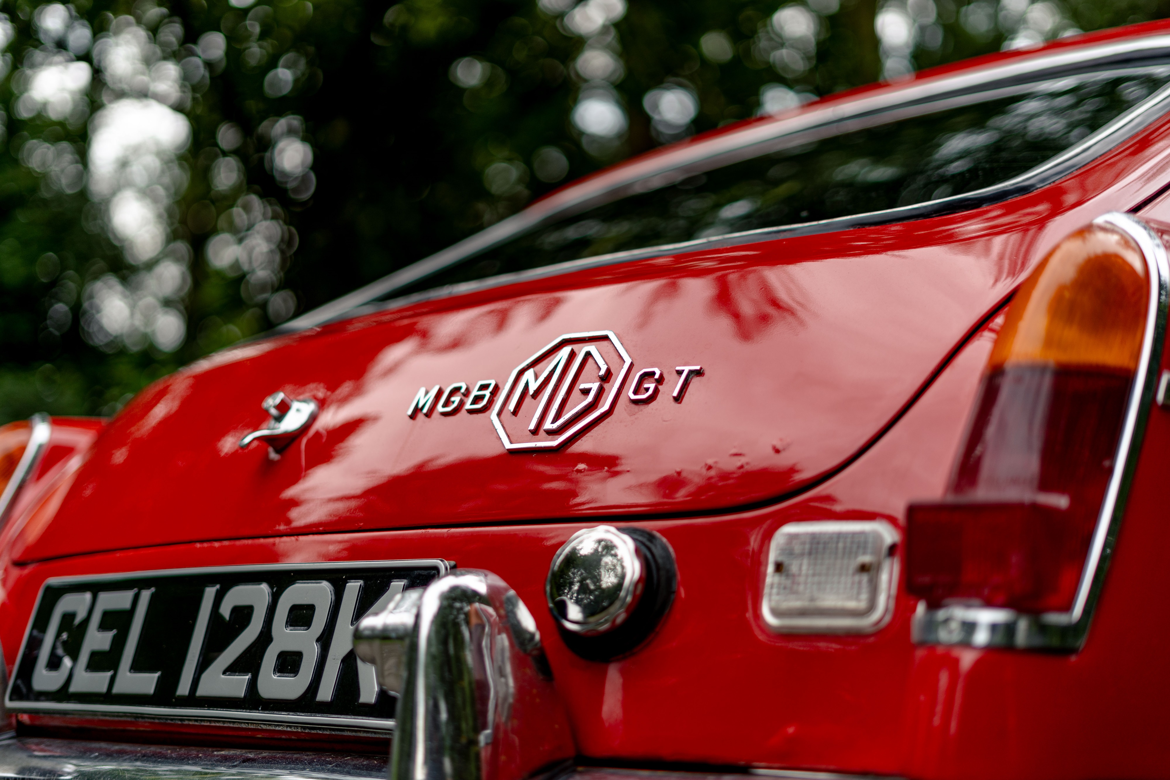 Lot 43 - 1971 MGB GT