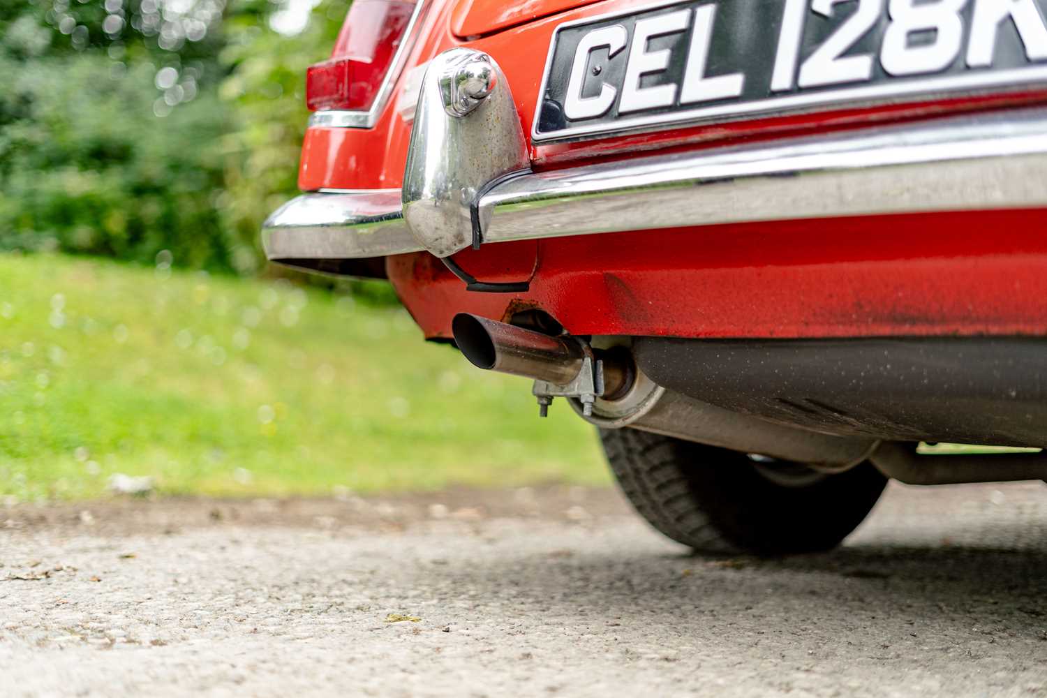 Lot 43 - 1971 MGB GT