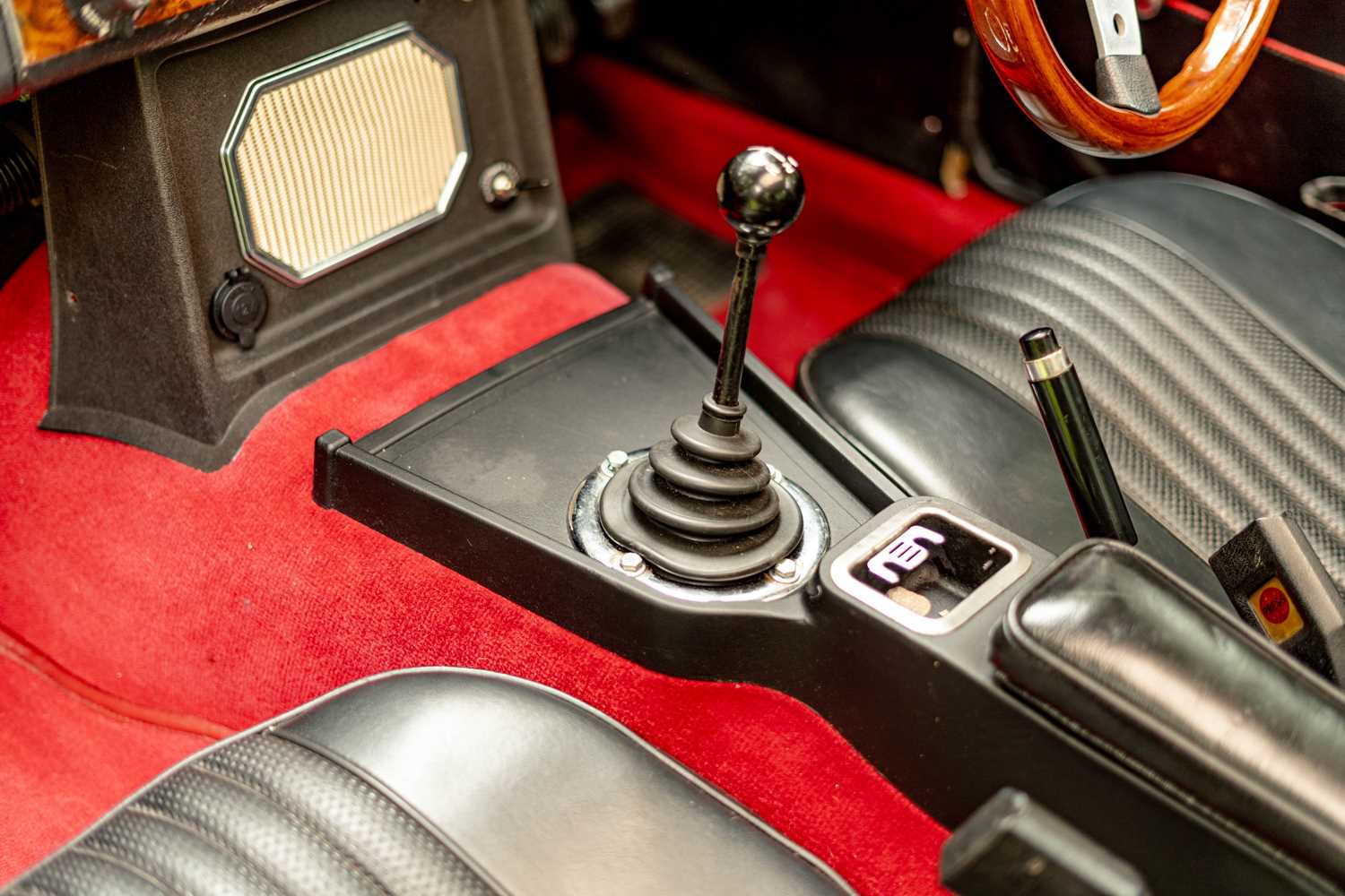 Lot 43 - 1971 MGB GT