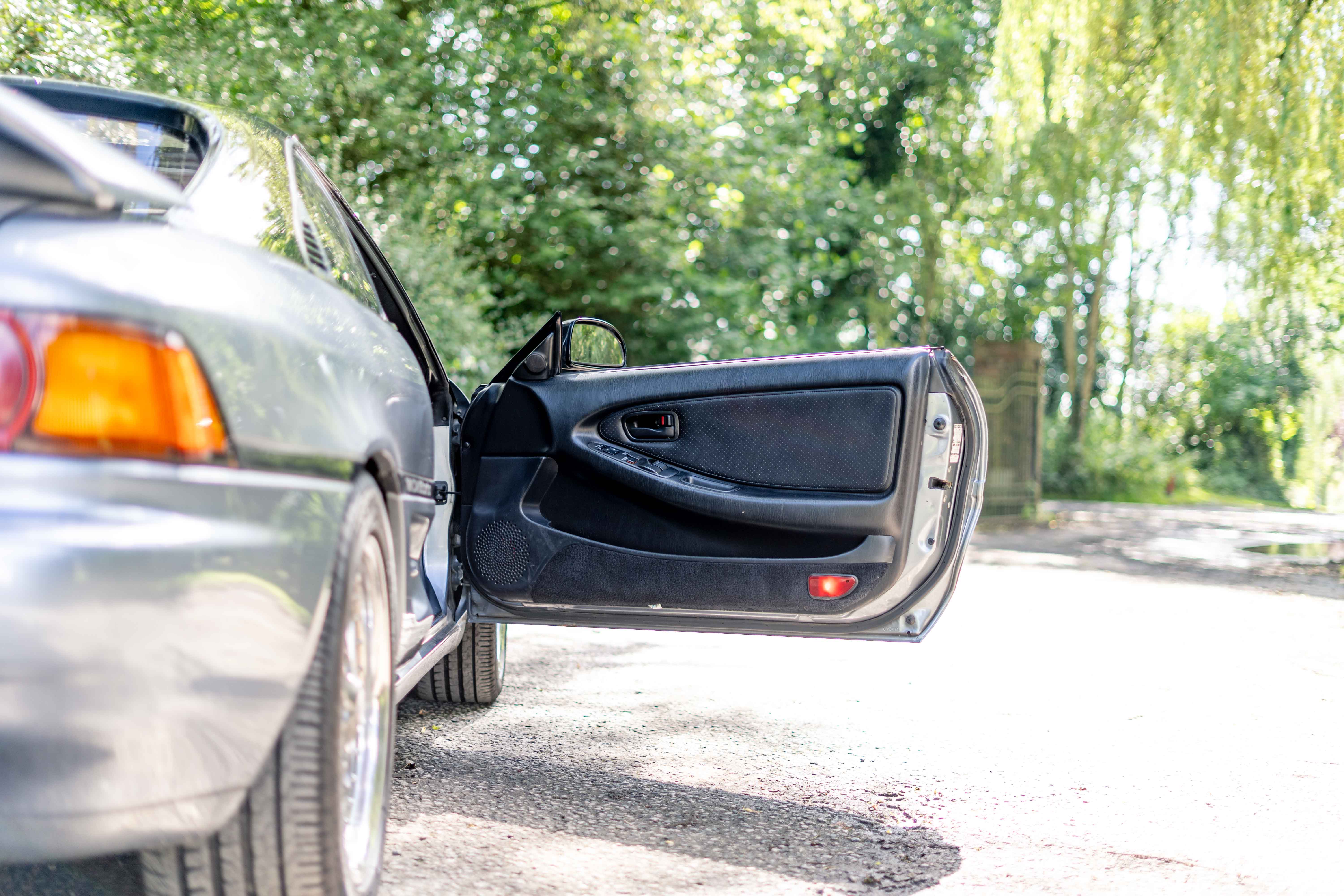 Lot 89 - 1994 Toyota MR2 Turbo