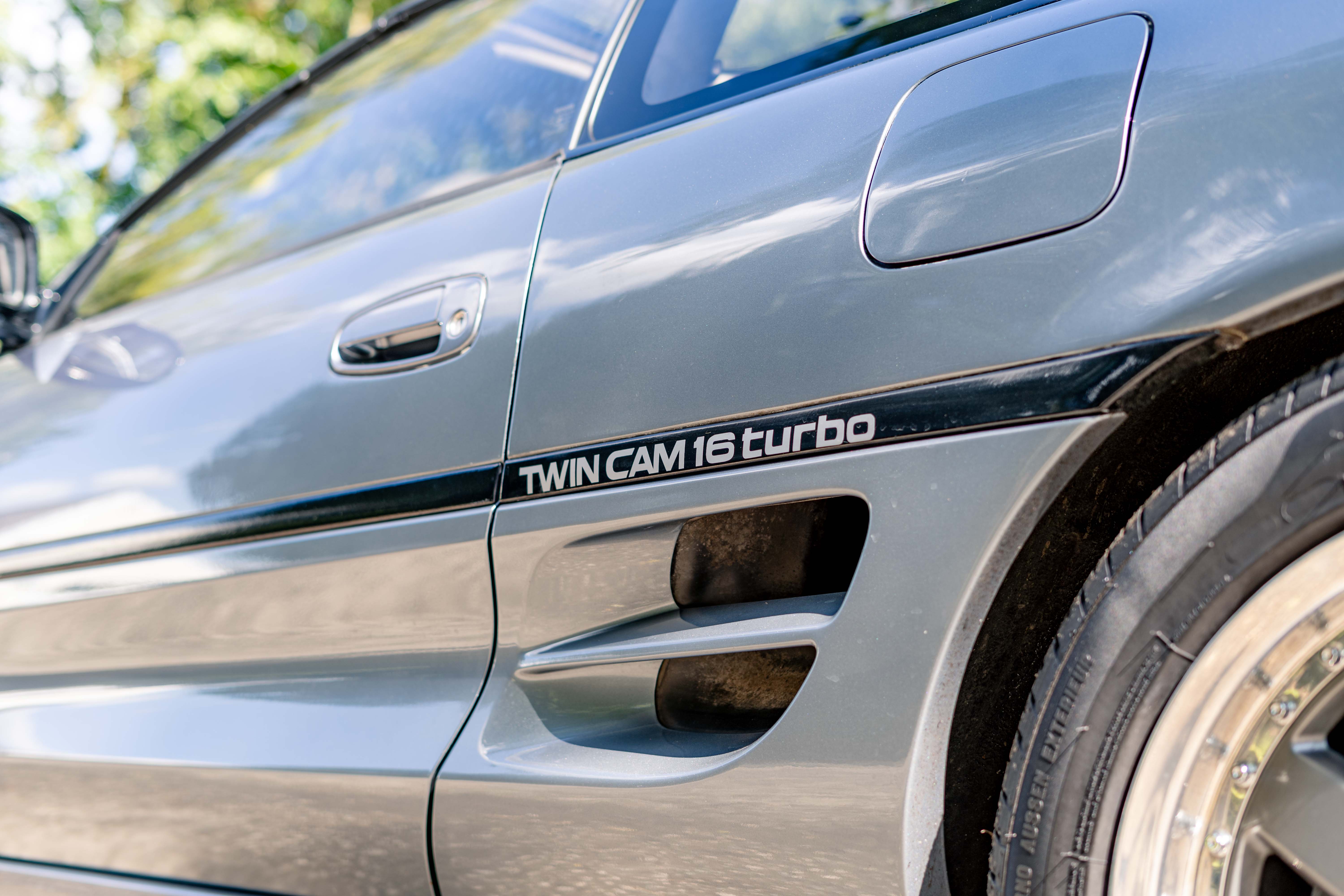 Lot 89 - 1994 Toyota MR2 Turbo