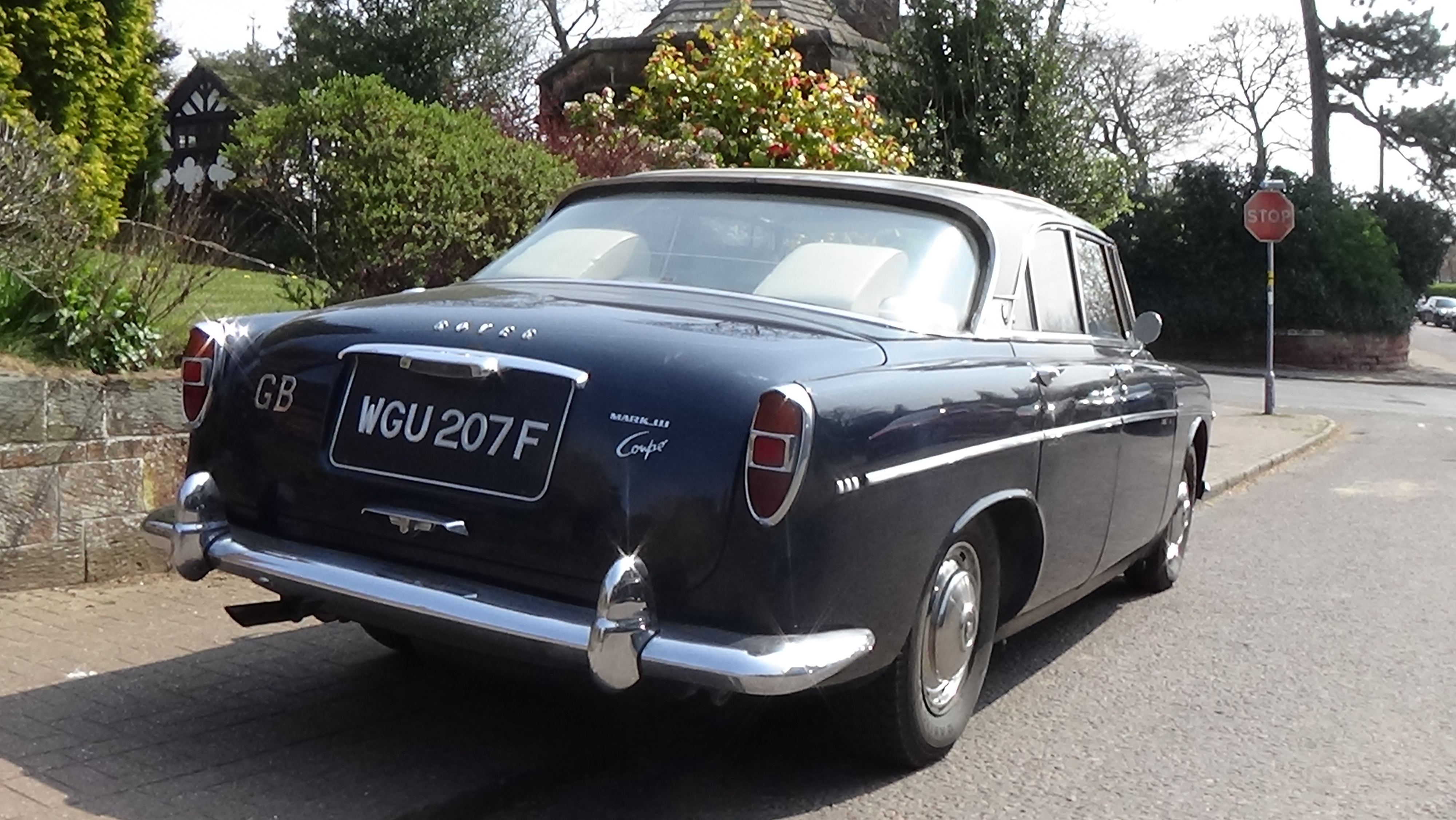 Lot 100 - 1967 Rover 3 Litre Coupe