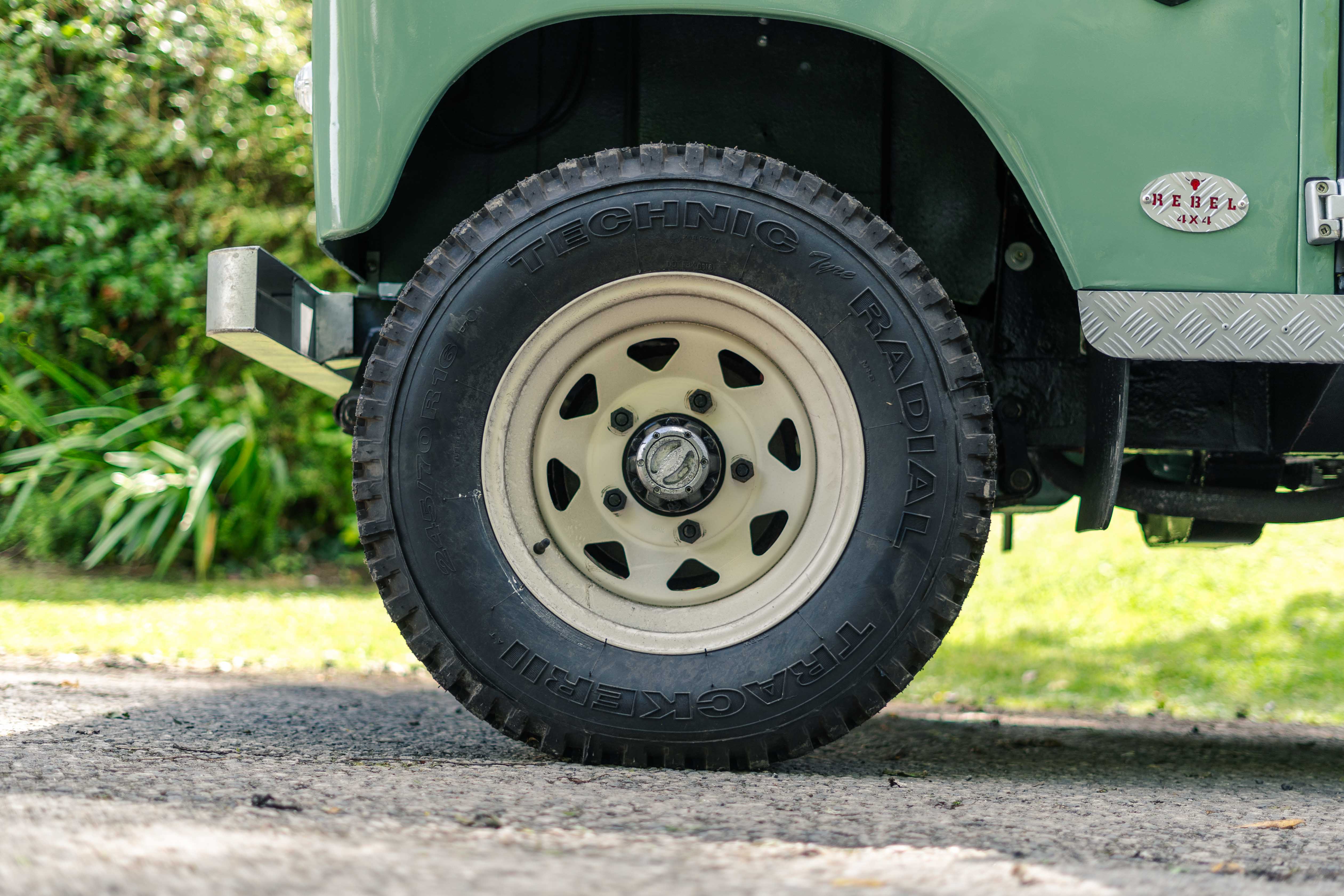 Lot 68 - 1973 Land Rover 88