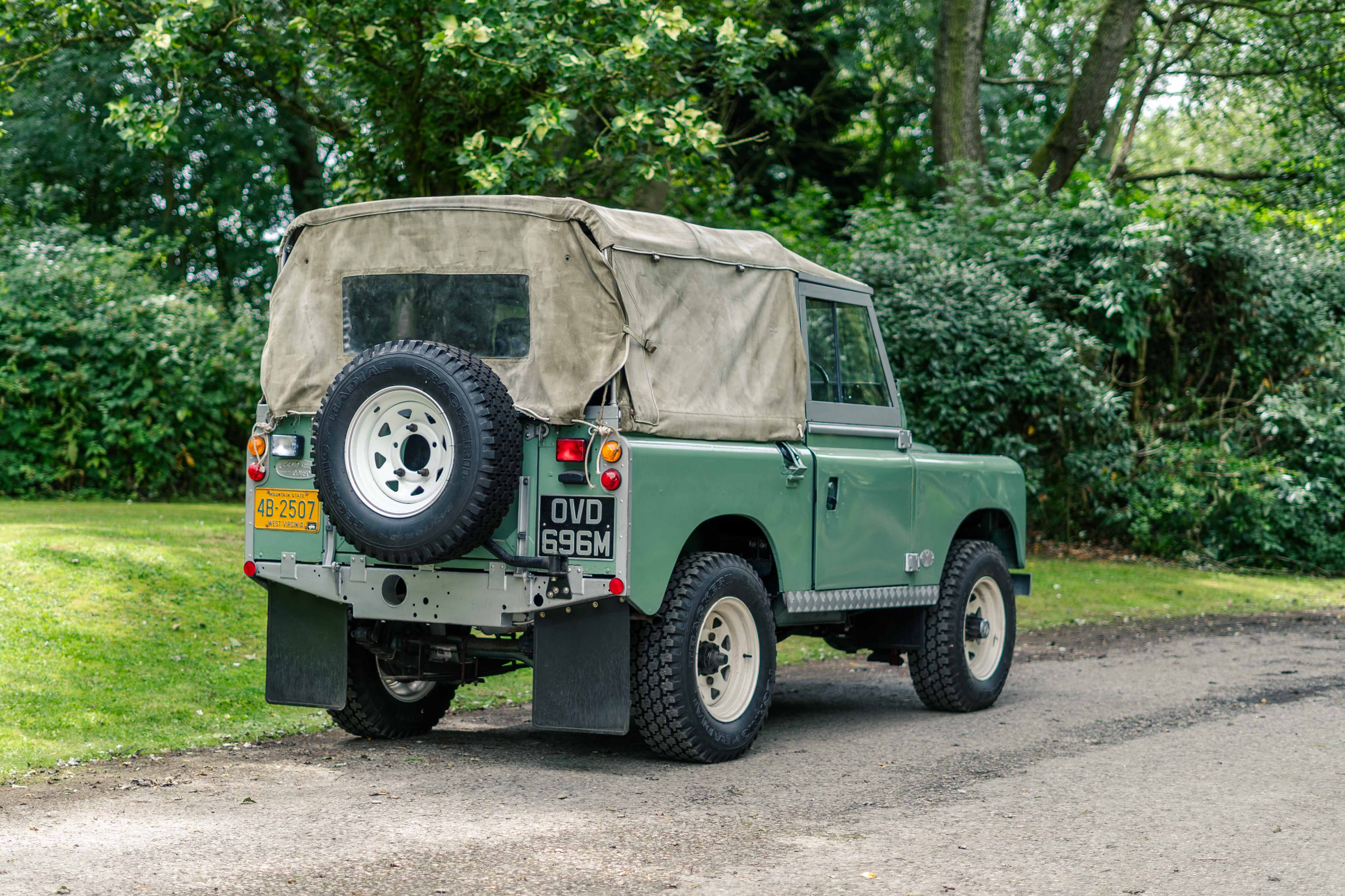 Lot 68 - 1973 Land Rover 88