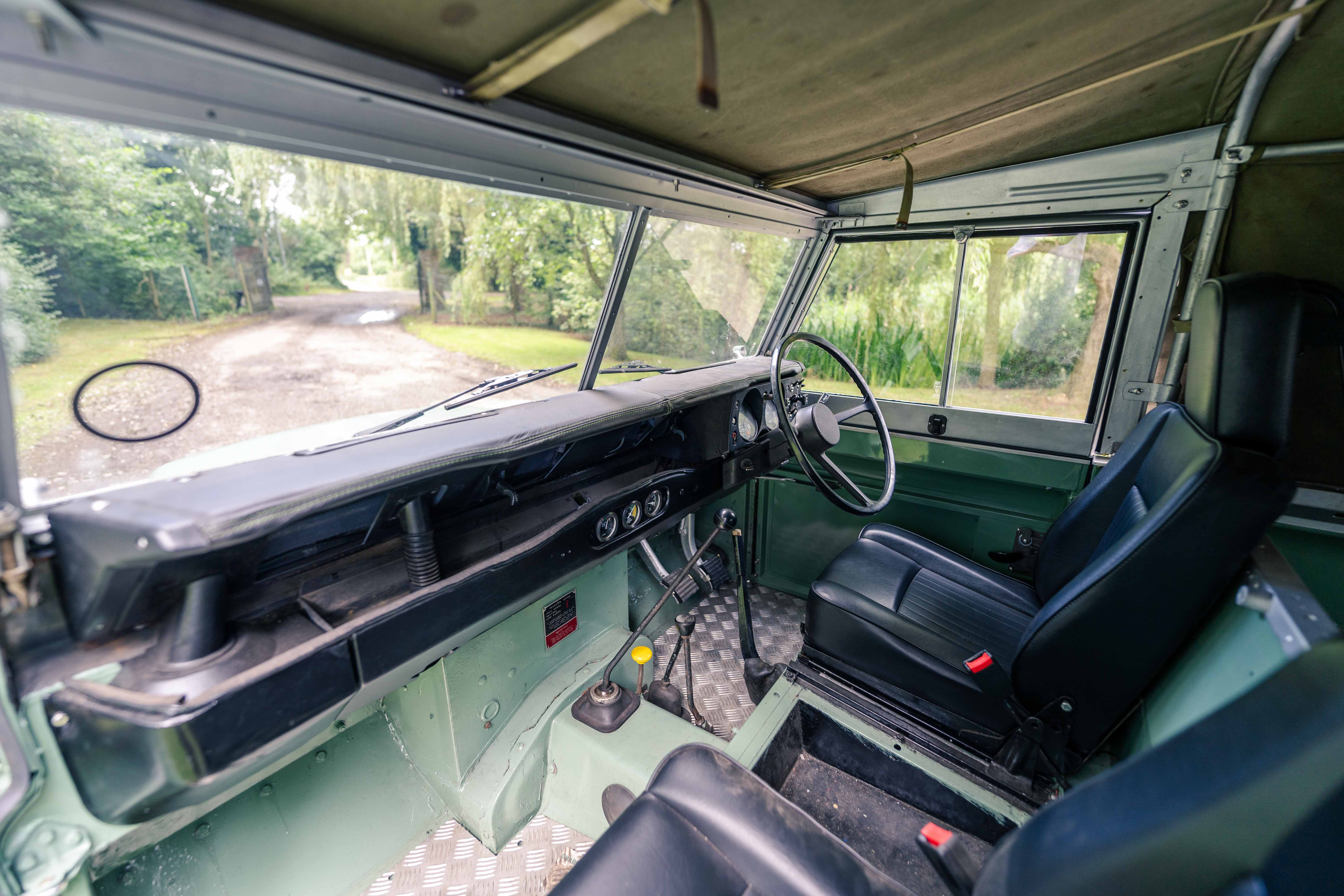 Lot 68 - 1973 Land Rover 88