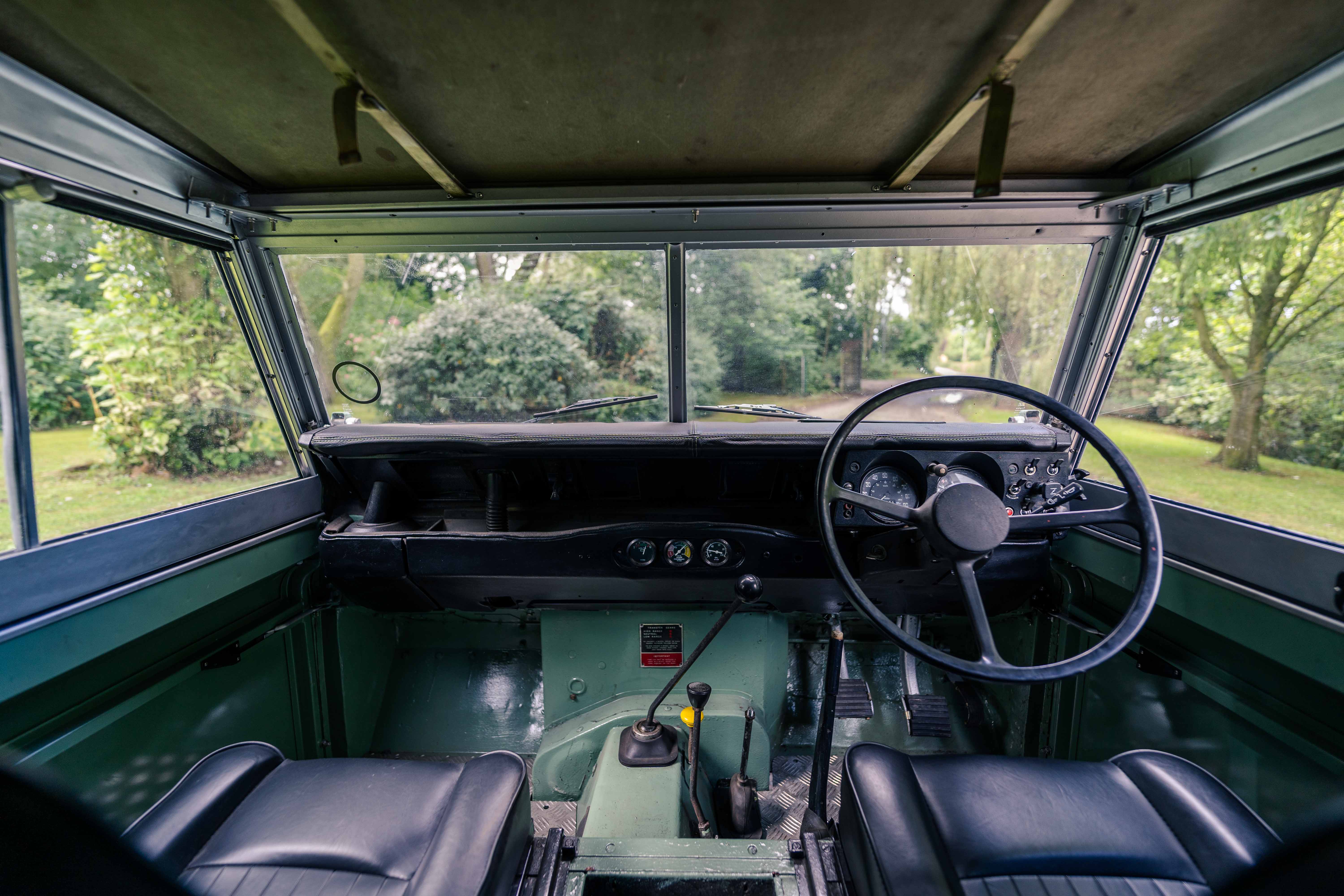 Lot 68 - 1973 Land Rover 88