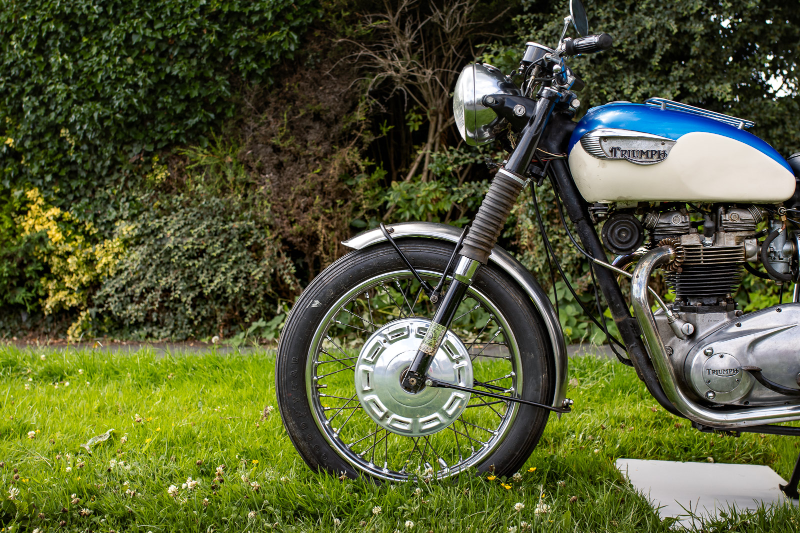 Lot 6 - 1967 Triumph TR6 R