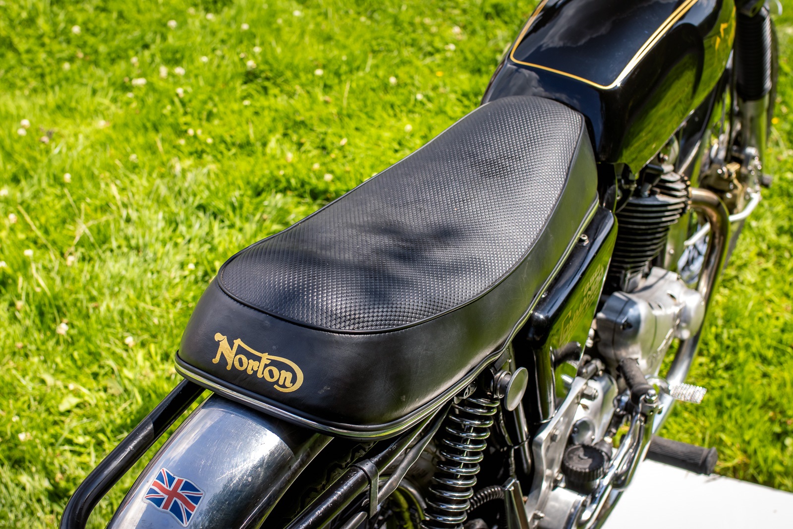 Lot 22 - 1977 Norton Commando MK3