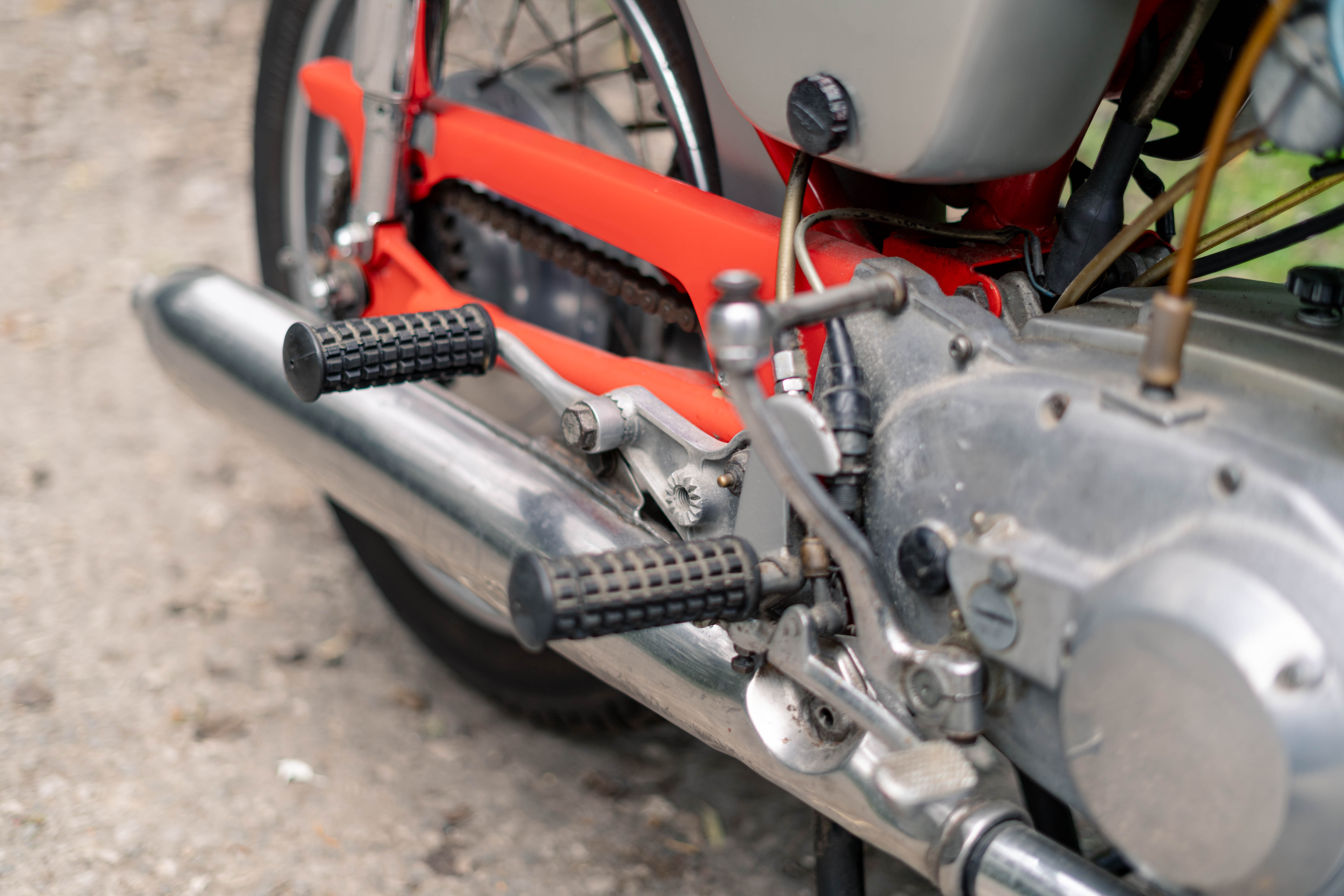 Lot 2 - 1968 Honda CB77