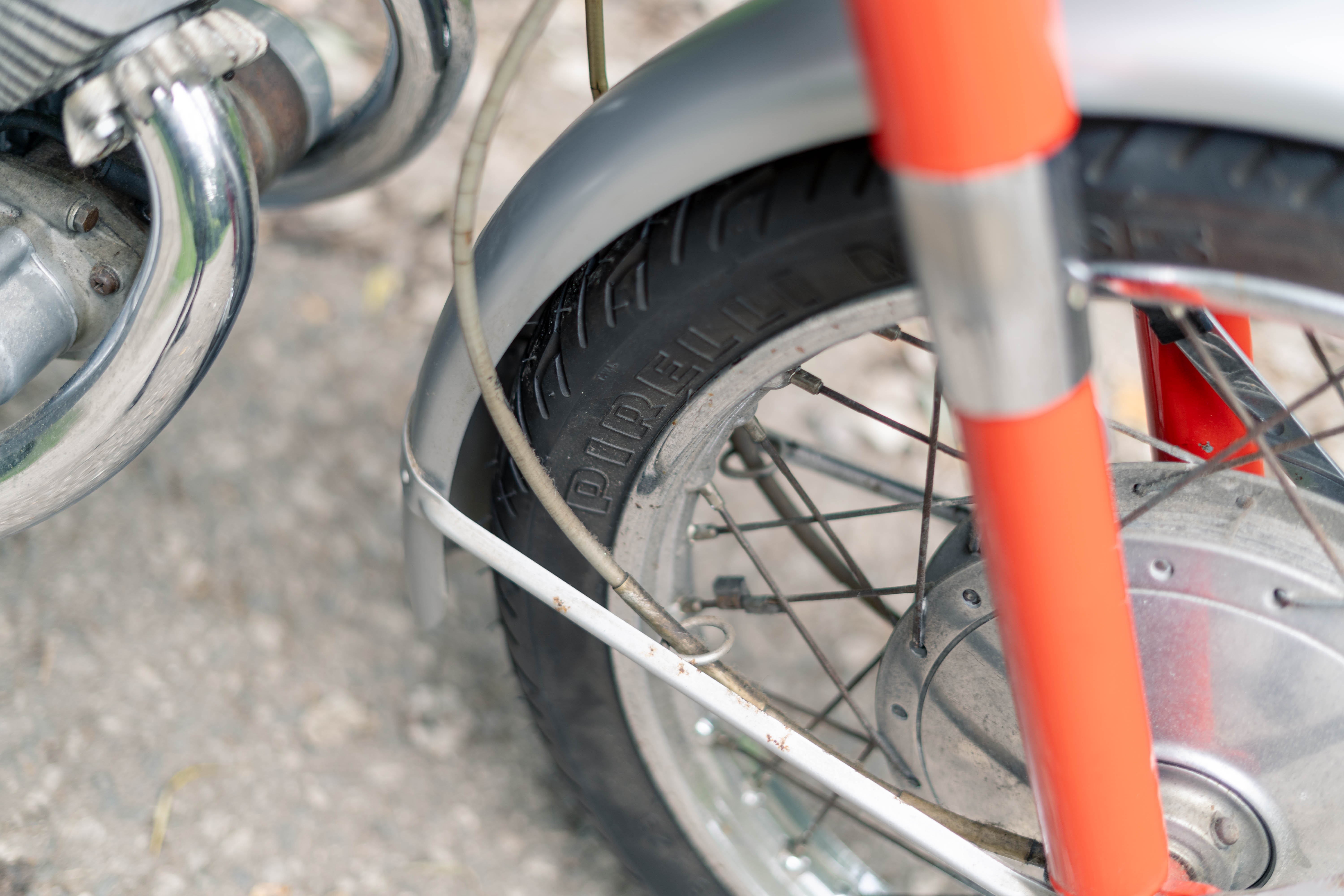 Lot 2 - 1968 Honda CB77