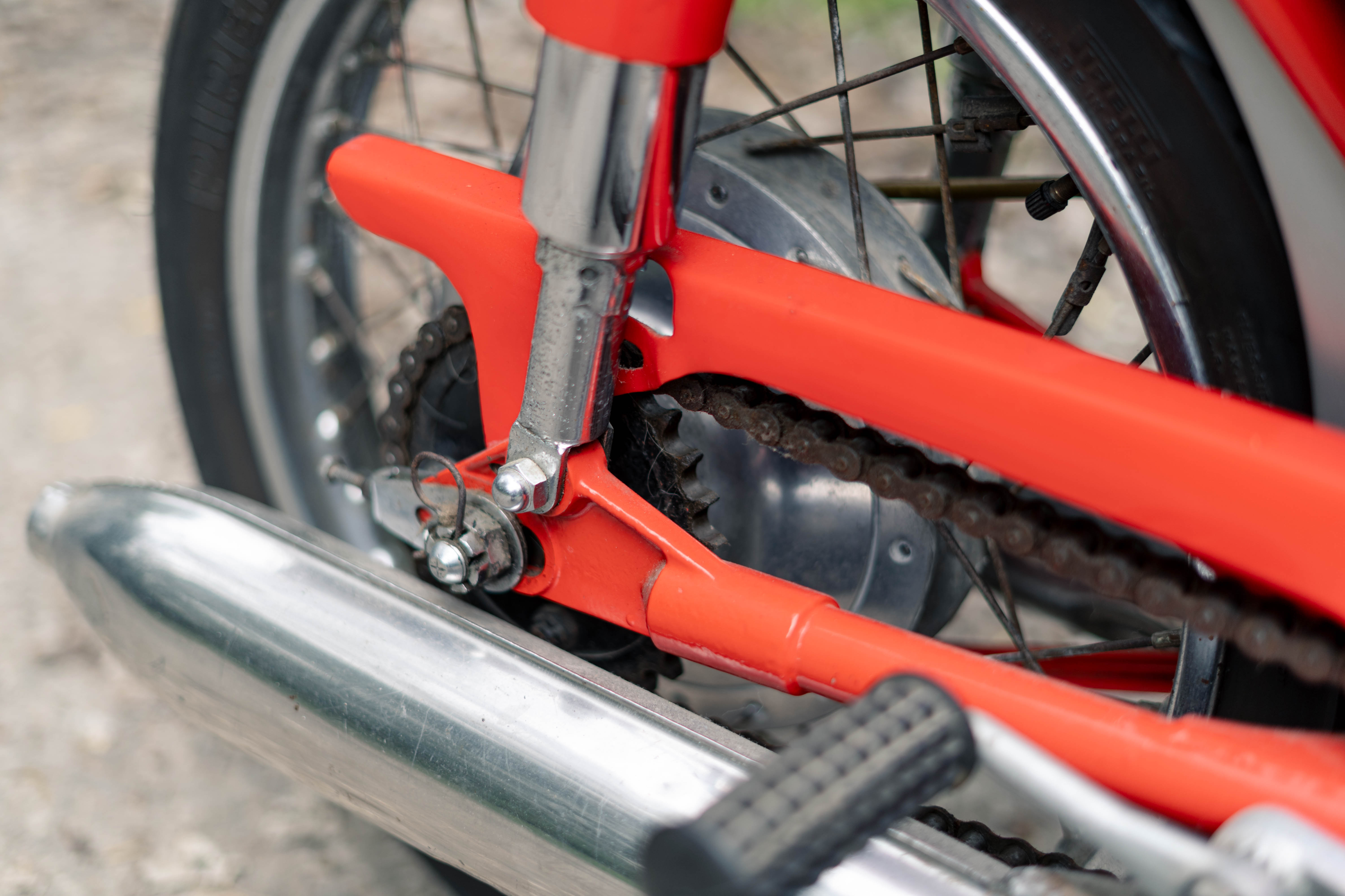 Lot 2 - 1968 Honda CB77