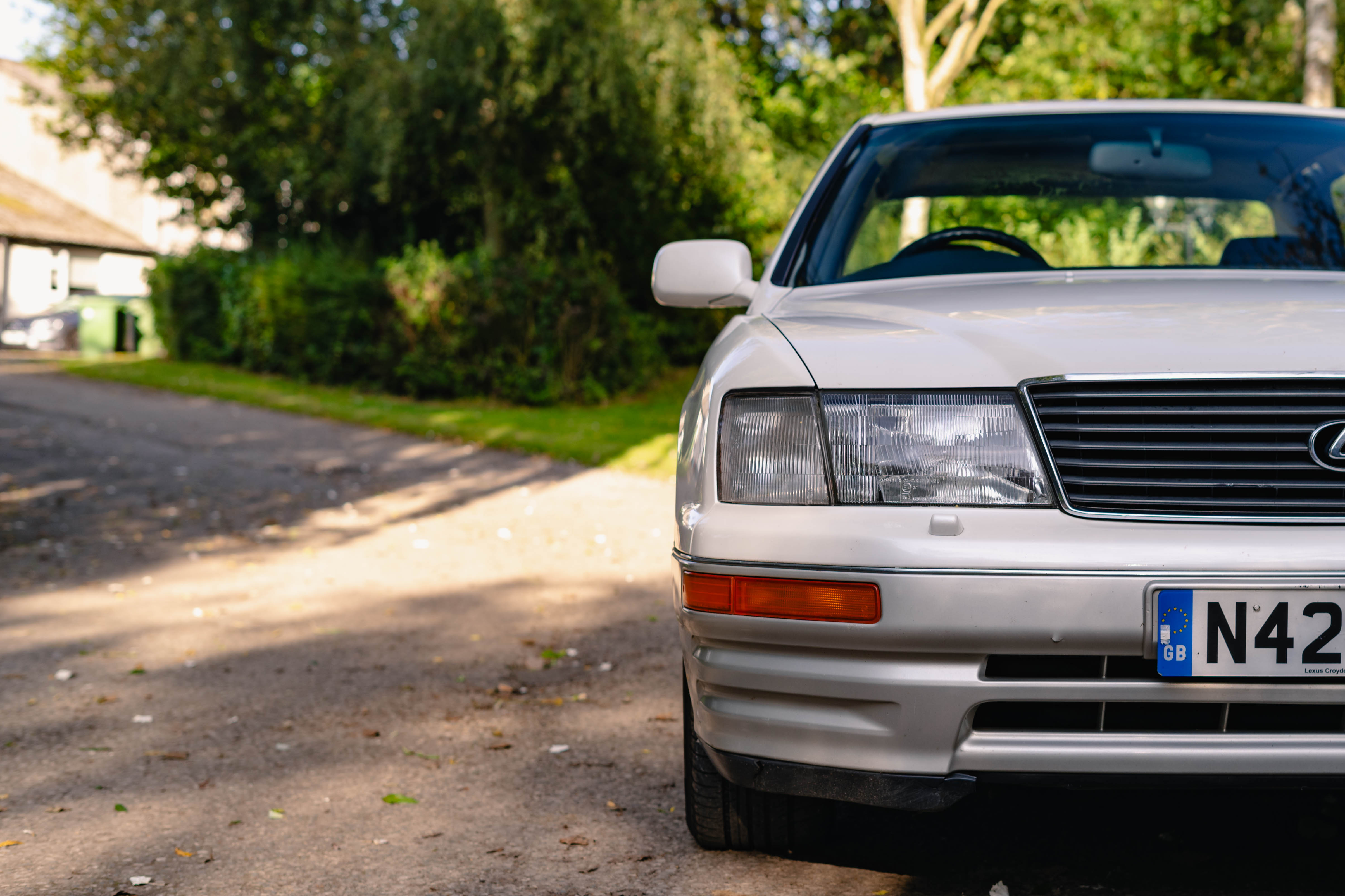 Lot 35 - 1995 Lexus LS400