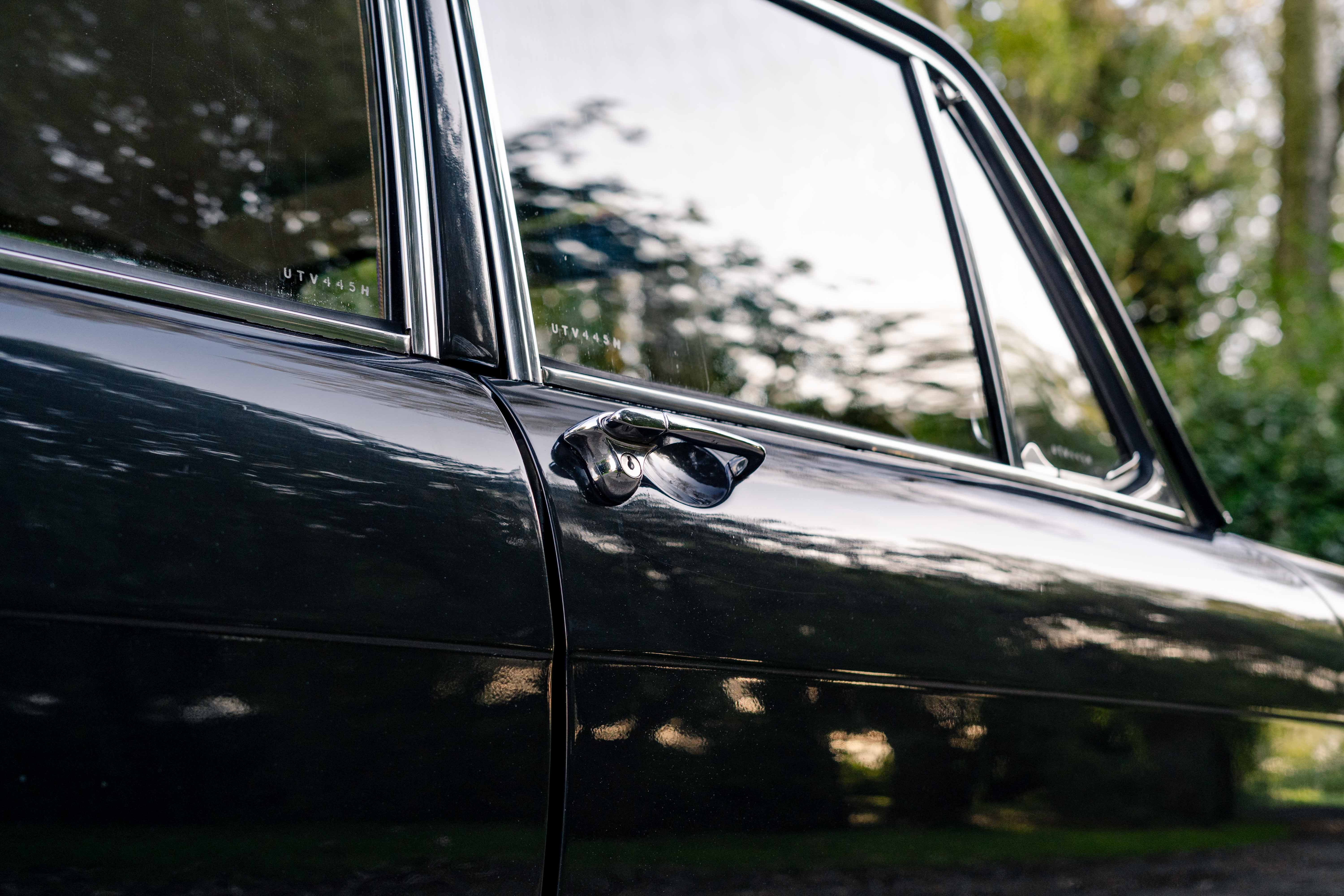 Lot 37 - 1970 Austin 1300