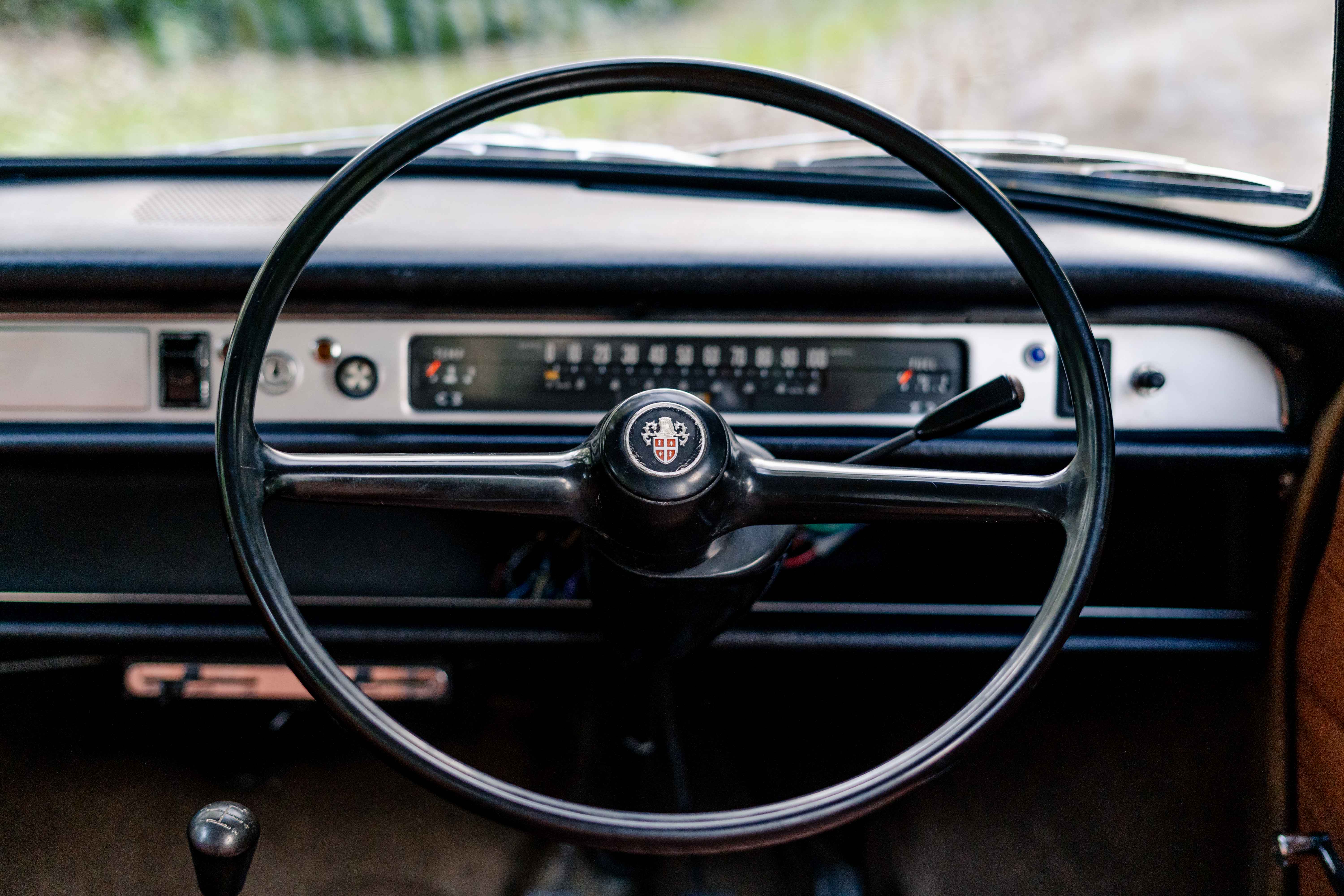 Lot 37 - 1970 Austin 1300