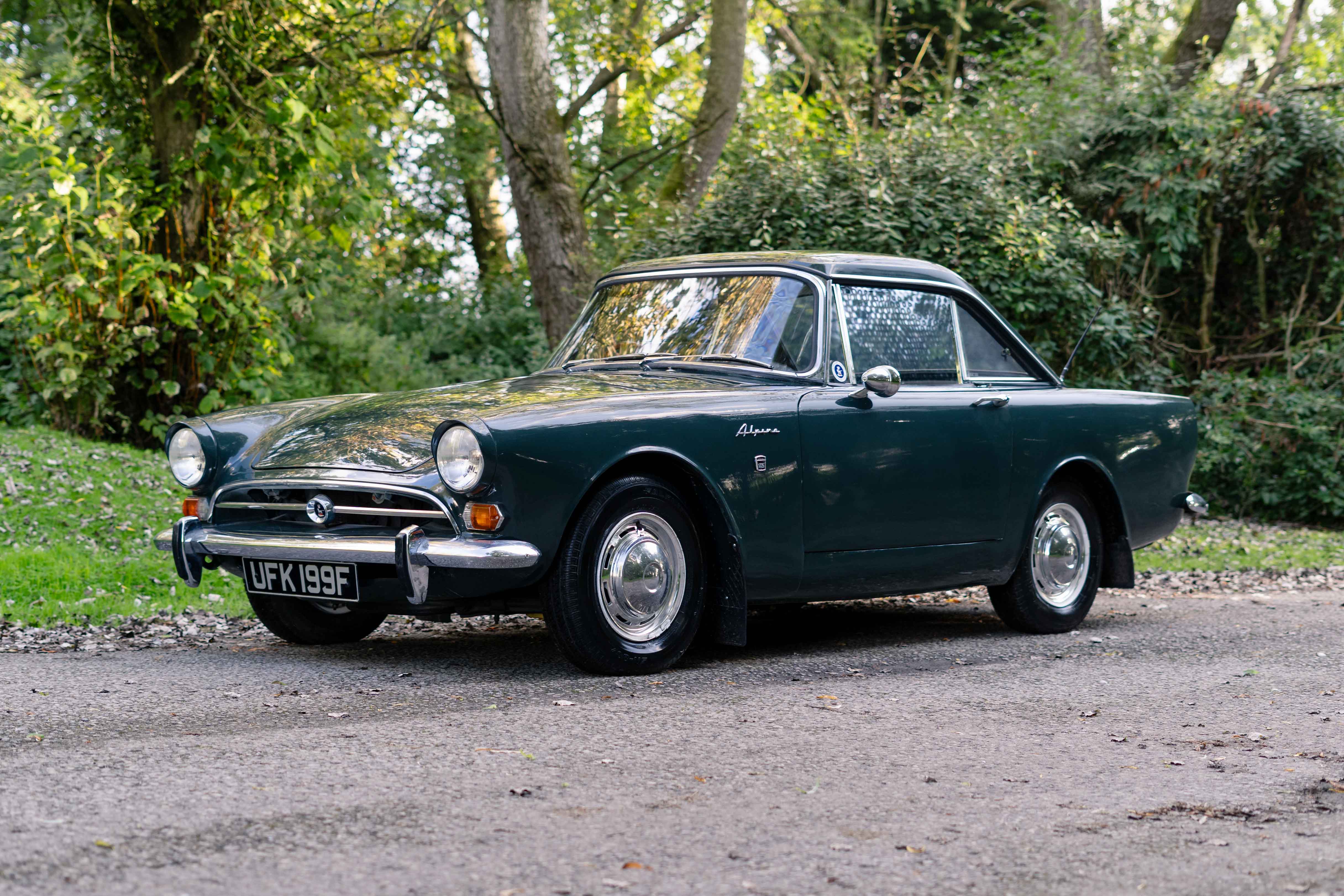 Lot 11 - 1967 Sunbeam Alpine GT Series V