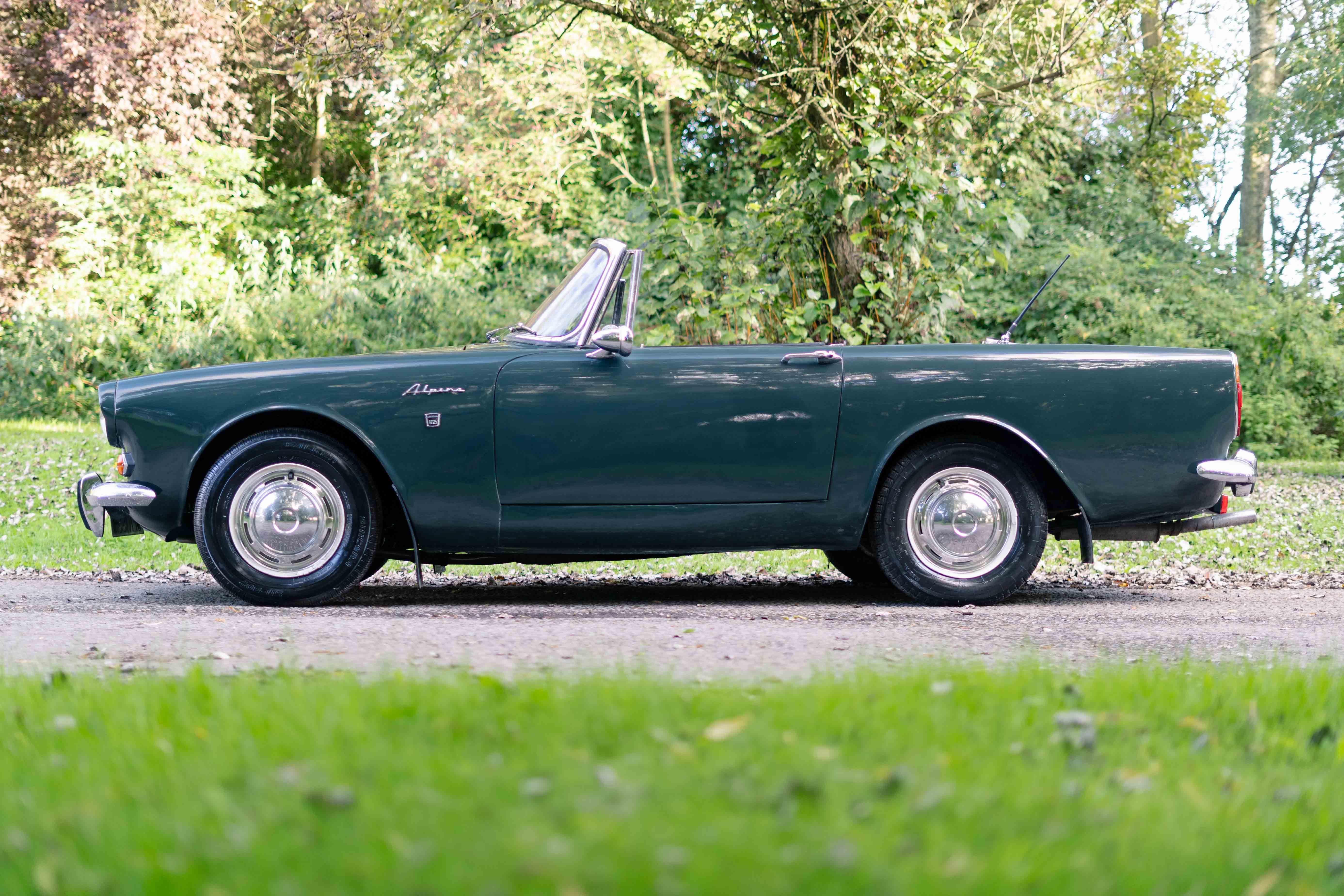 Lot 11 - 1967 Sunbeam Alpine GT Series V