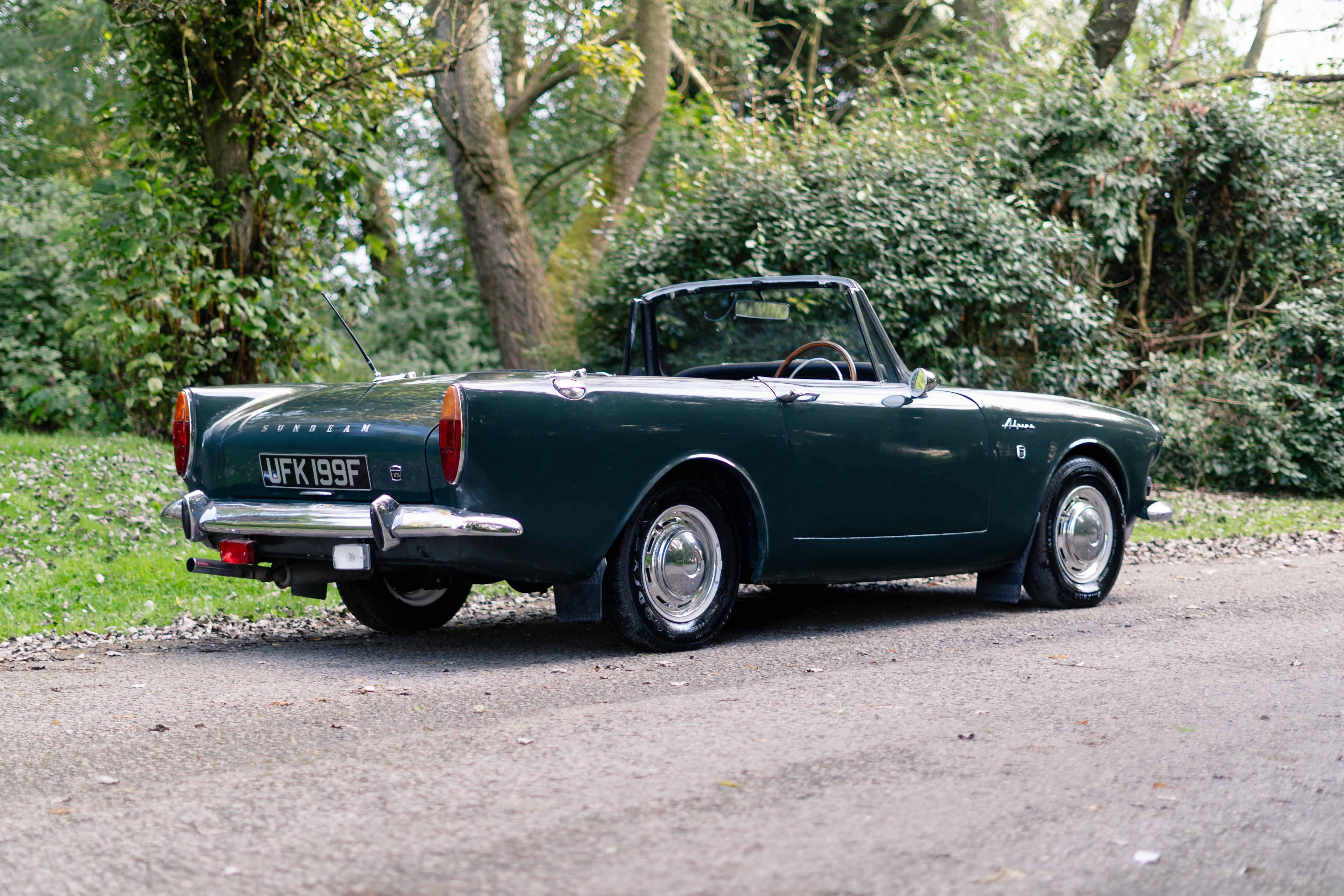 Lot 11 - 1967 Sunbeam Alpine GT Series V