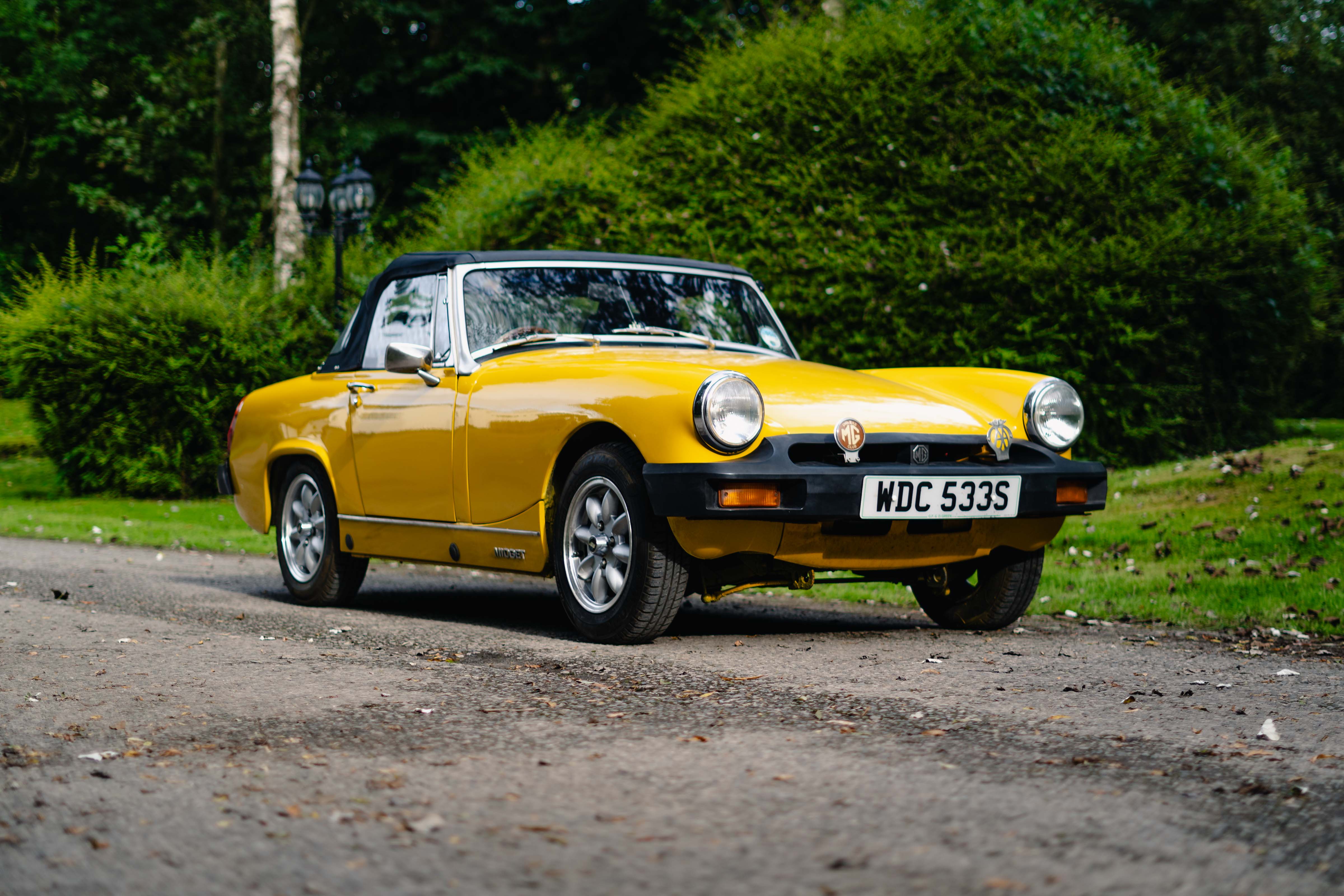 Lot 75 - 1977 MG Midget