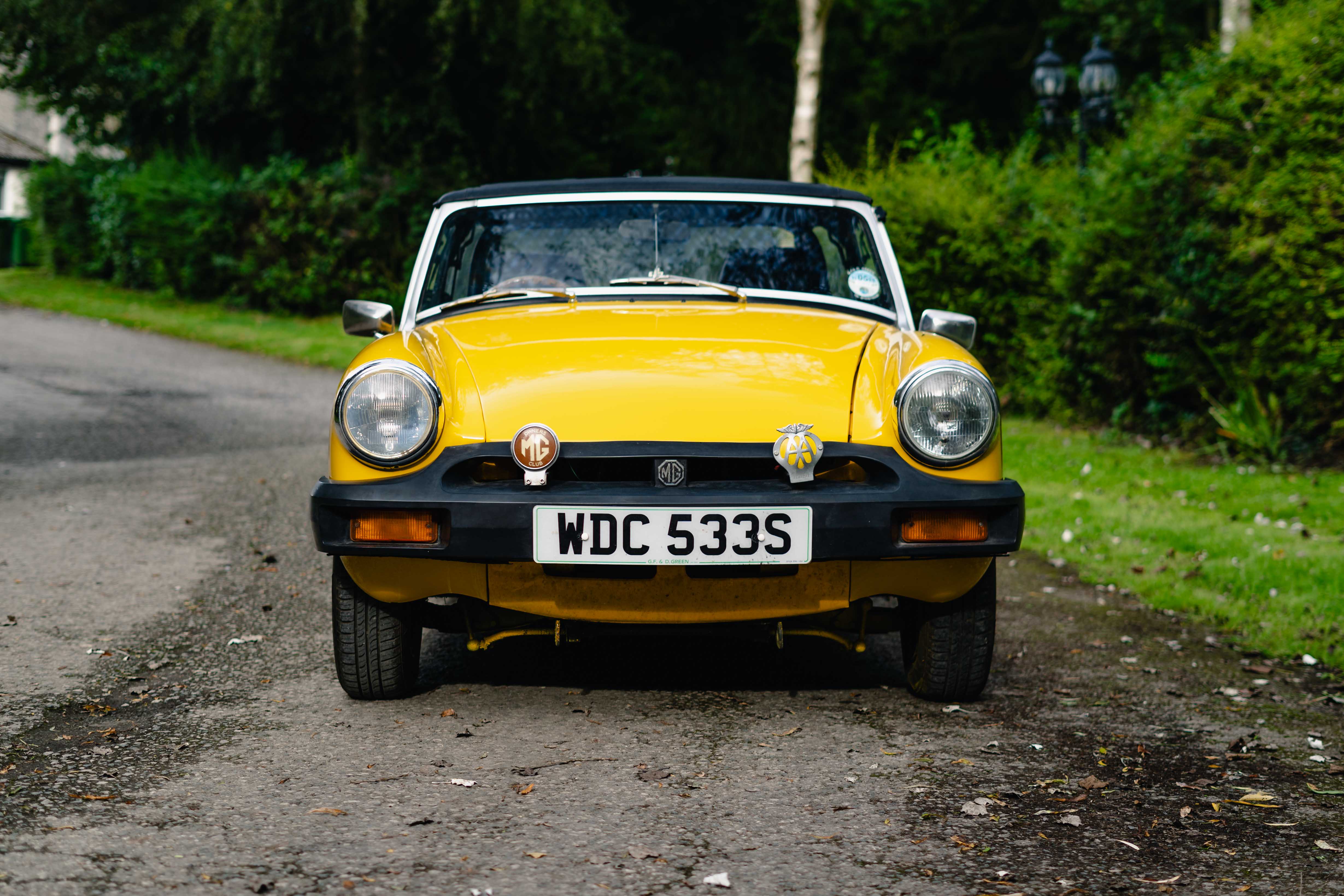 Lot 75 - 1977 MG Midget